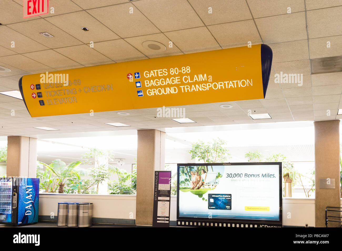 LOS ANGELES, USA - SEP 26, 2015: Arriving area of the Los Angeles ...