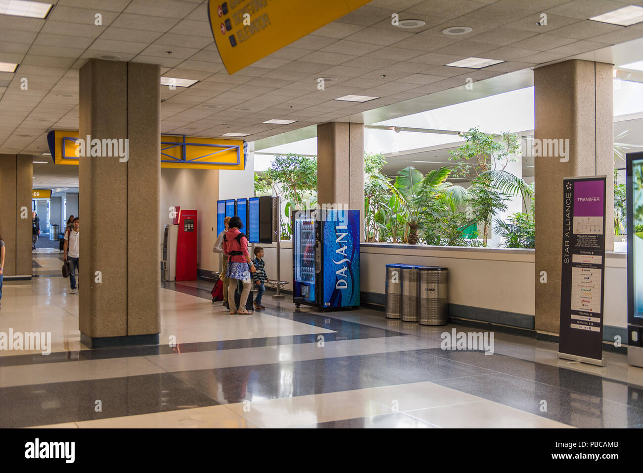 LOS ANGELES, USA - SEP 26, 2015: Arriving area of the Los Angeles ...