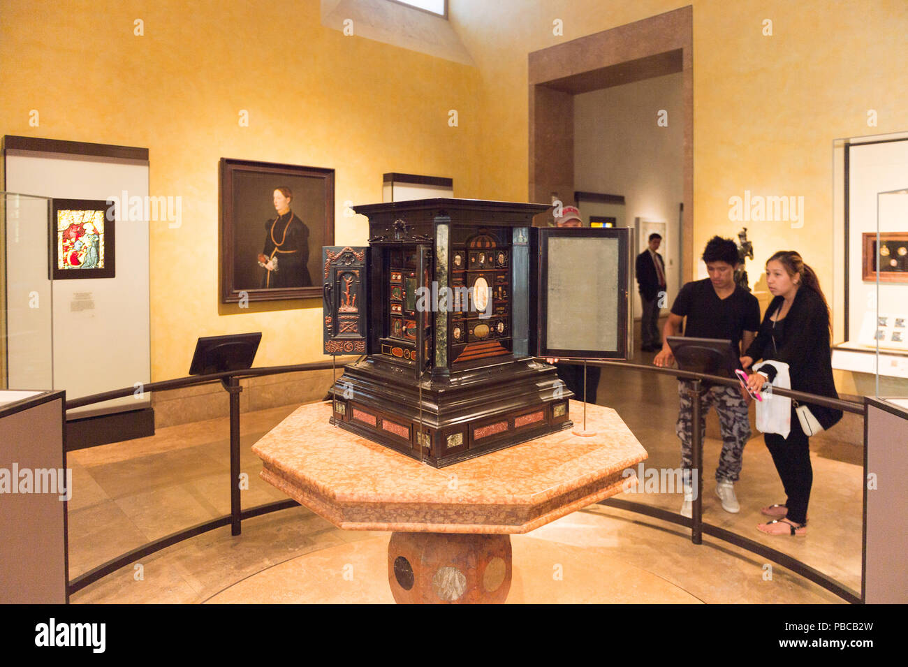LOS ANGELES, USA - SEP 26, 2015: Interior and gallery of the J. Paul ...