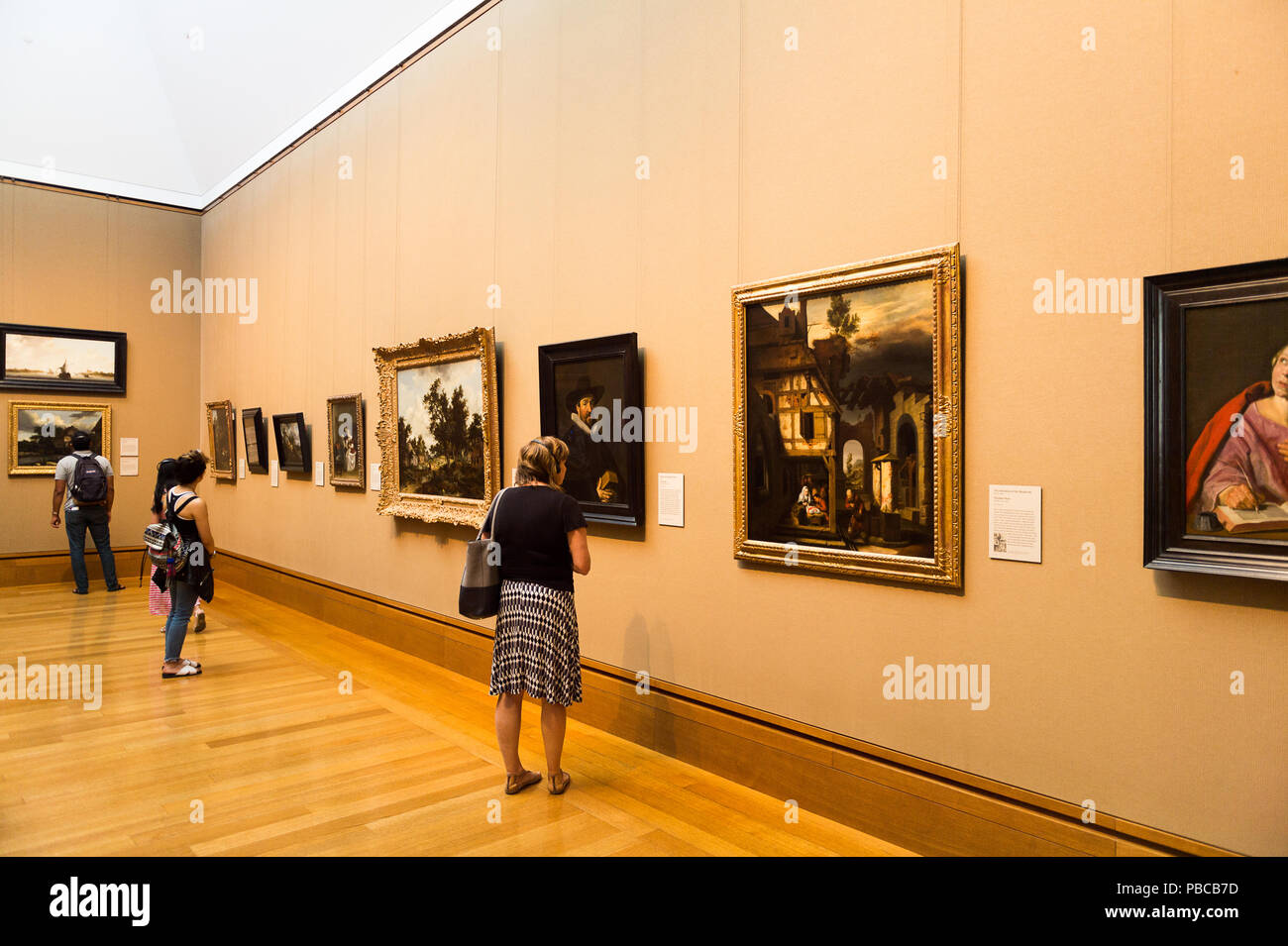 LOS ANGELES, USA - SEP 26, 2015: Interior and gallery of the J. Paul ...