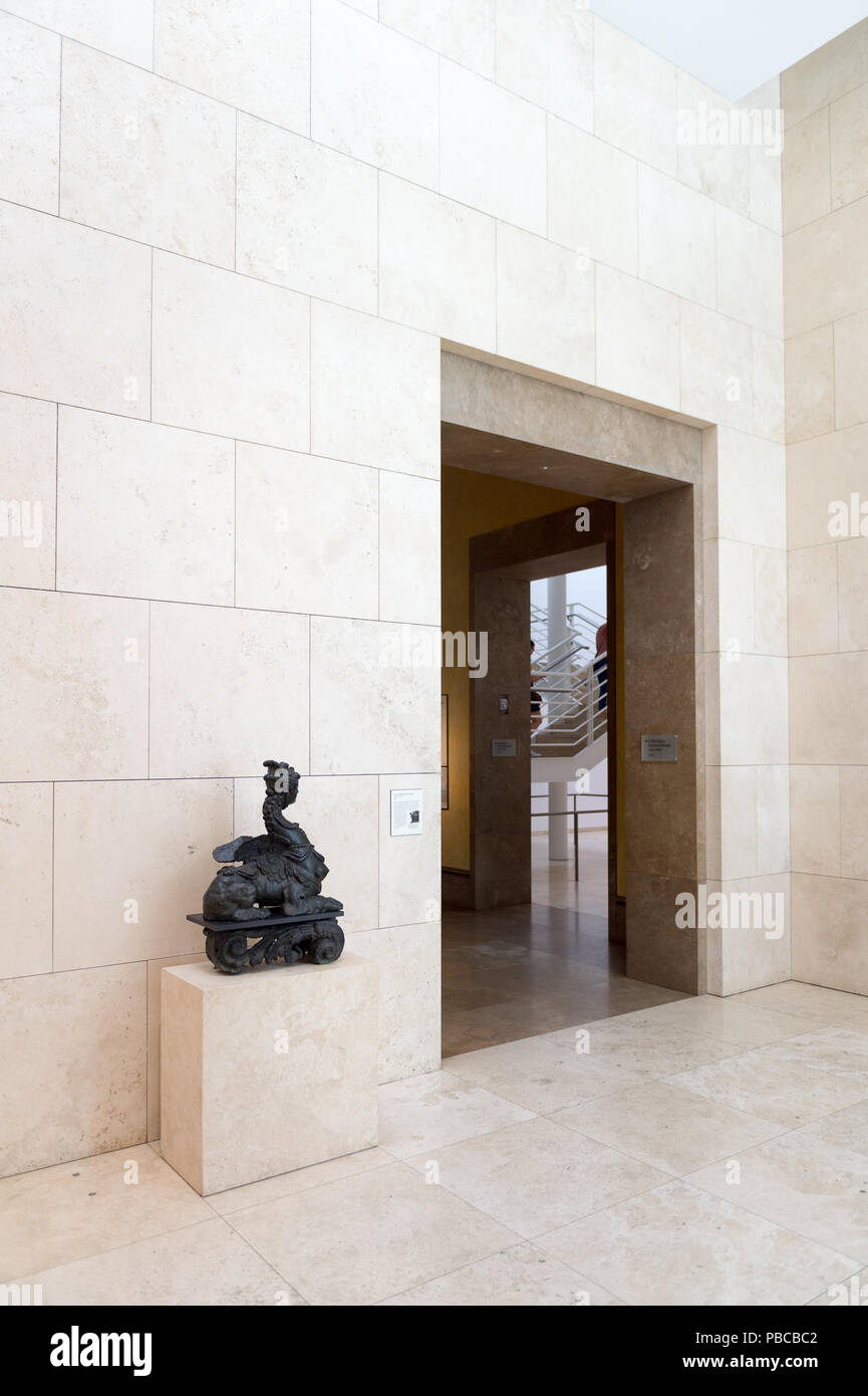 LOS ANGELES, USA - SEP 26, 2015: Interior and gallery of the J. Paul ...