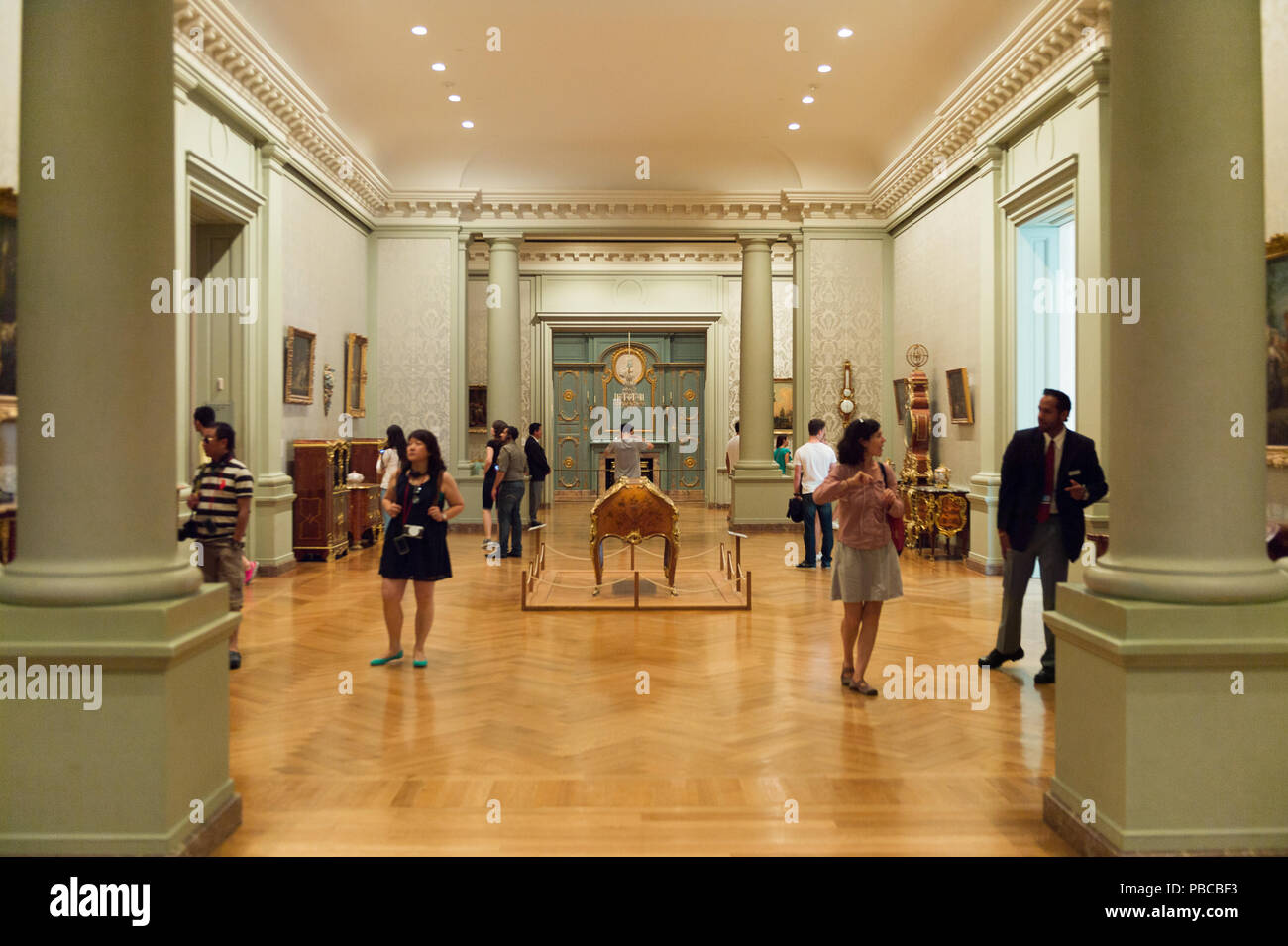LOS ANGELES, USA - SEP 26, 2015: J. Paul Getty Museum (Getty Museum ...