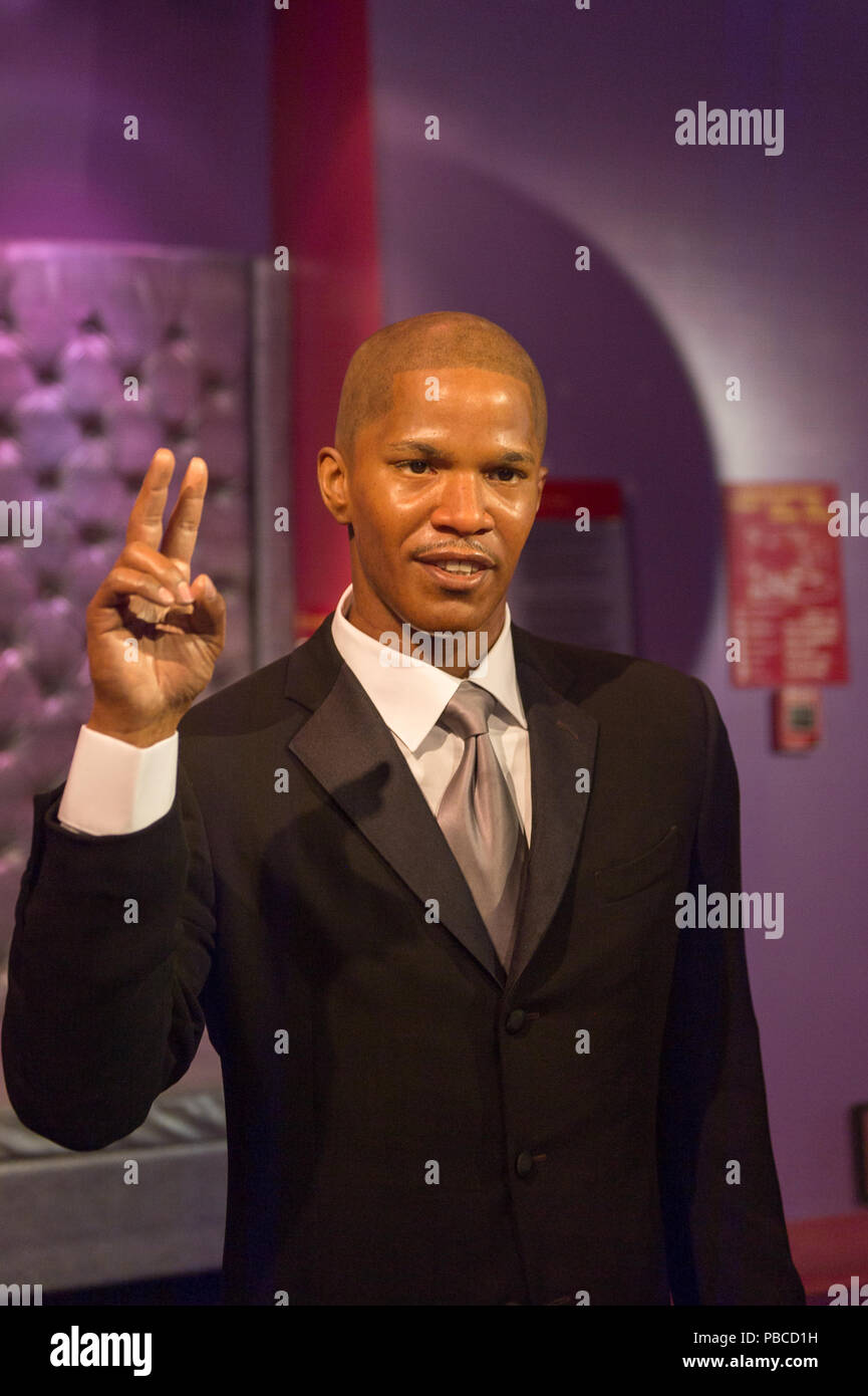 LOS ANGELES, USA - SEP 28, 2015: Jamie Foxx in Madame Tussauds ...