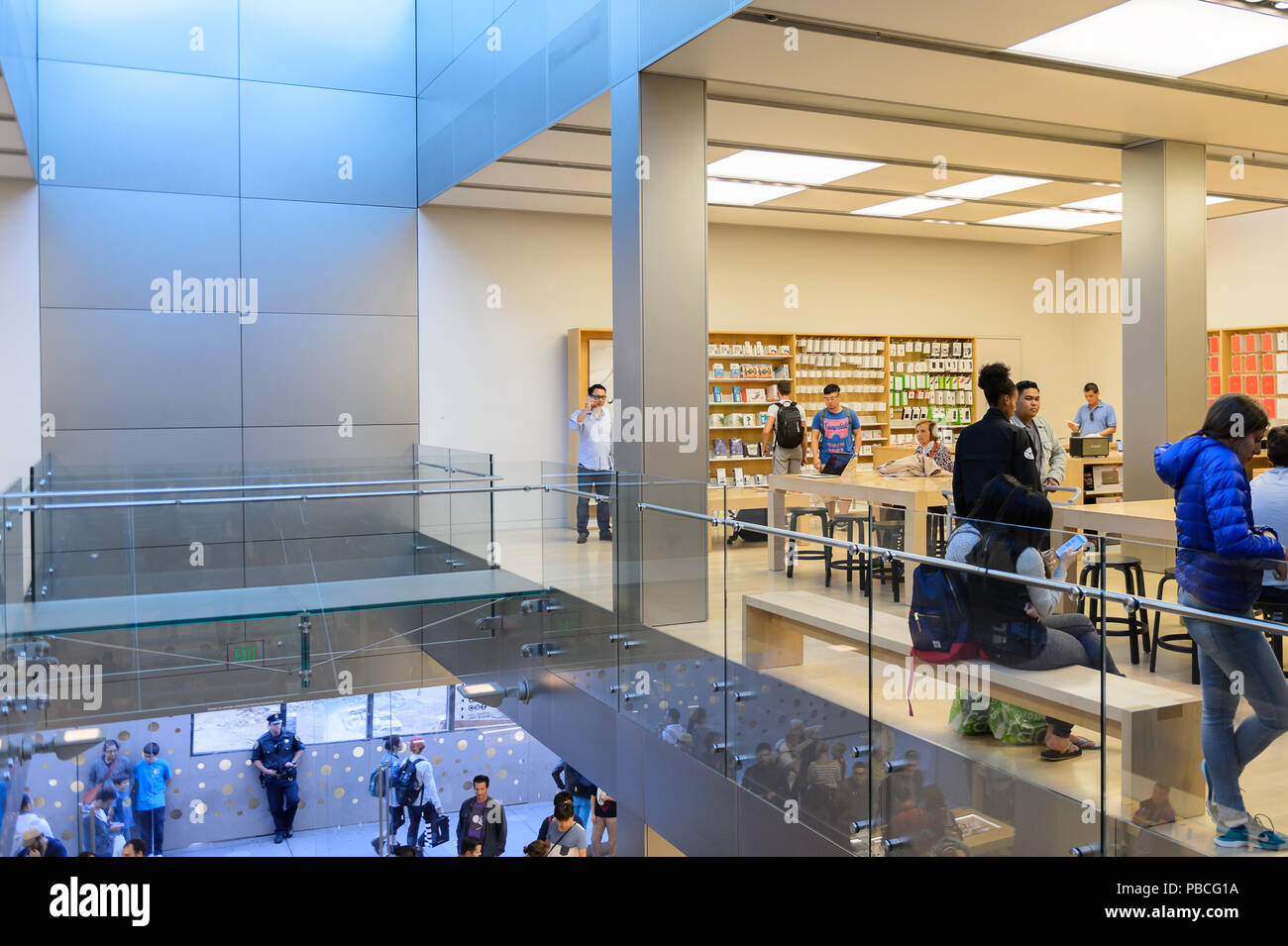 SAN FRANCISCO, USA - OCT 5, 2015: Interior of the Apple store in San ...