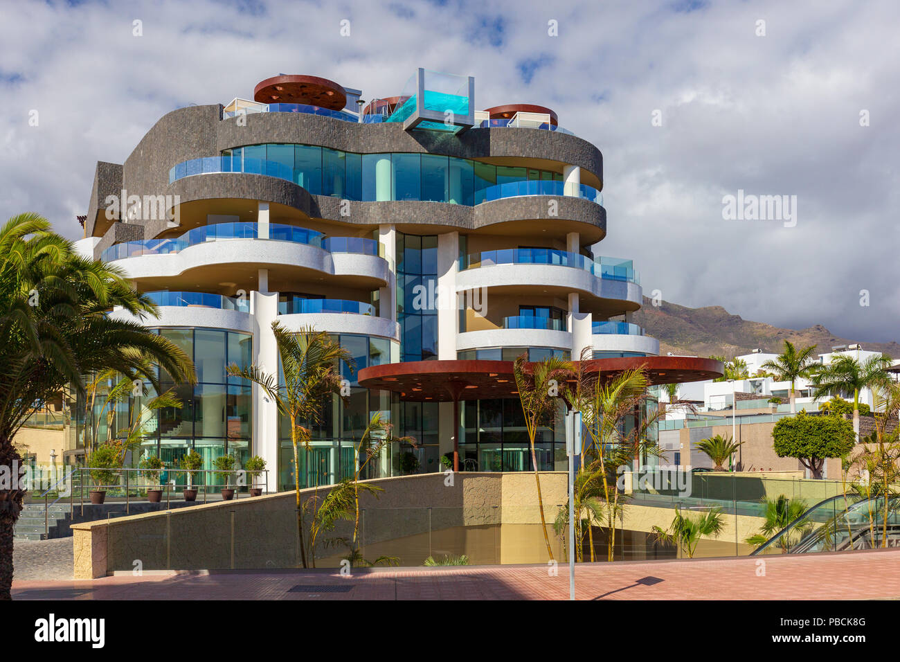 Modernist exterior architecture with oval shapes Stock Photo - Alamy