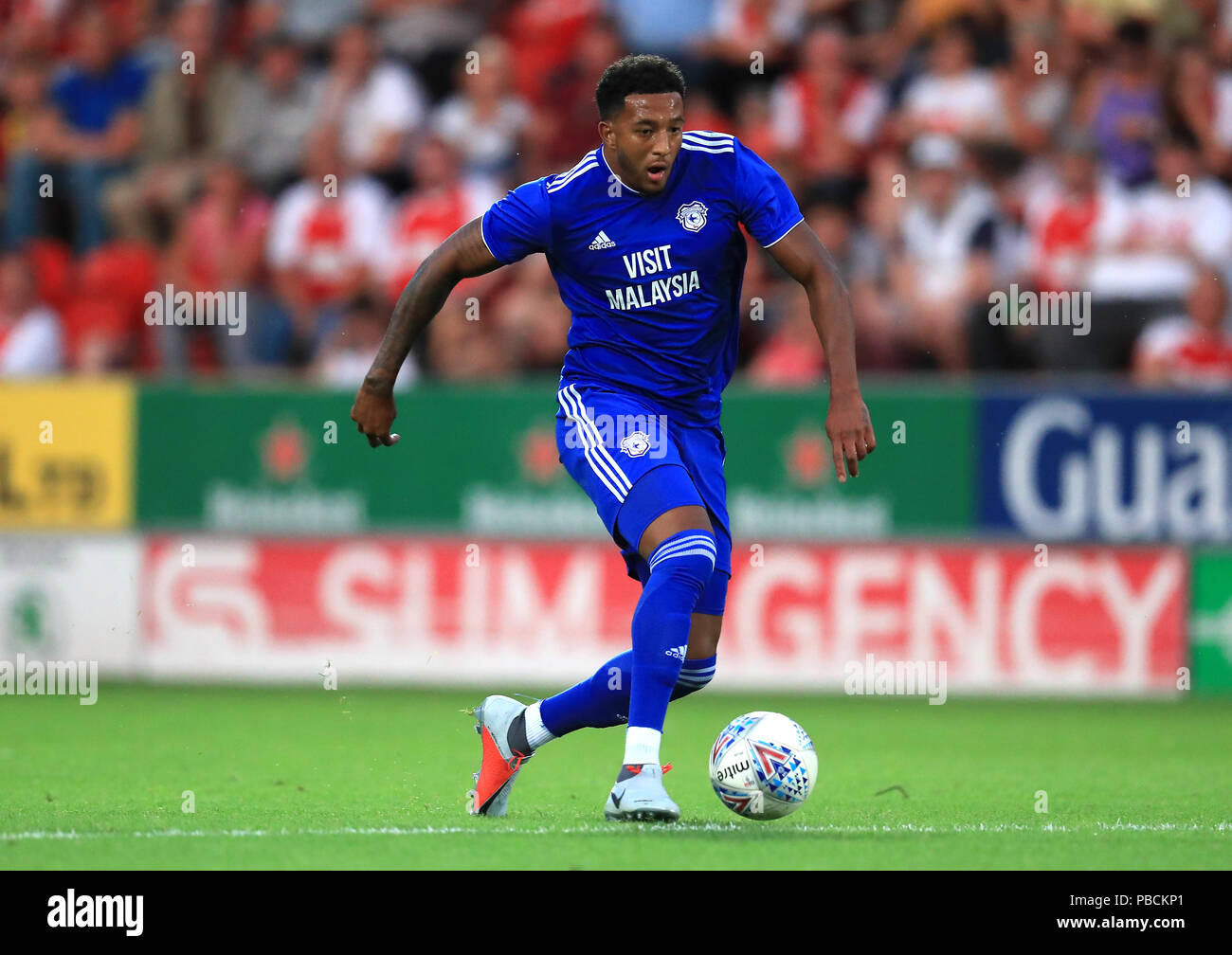 Cardiff City's Nathaniel Mendez-Laing Stock Photo - Alamy