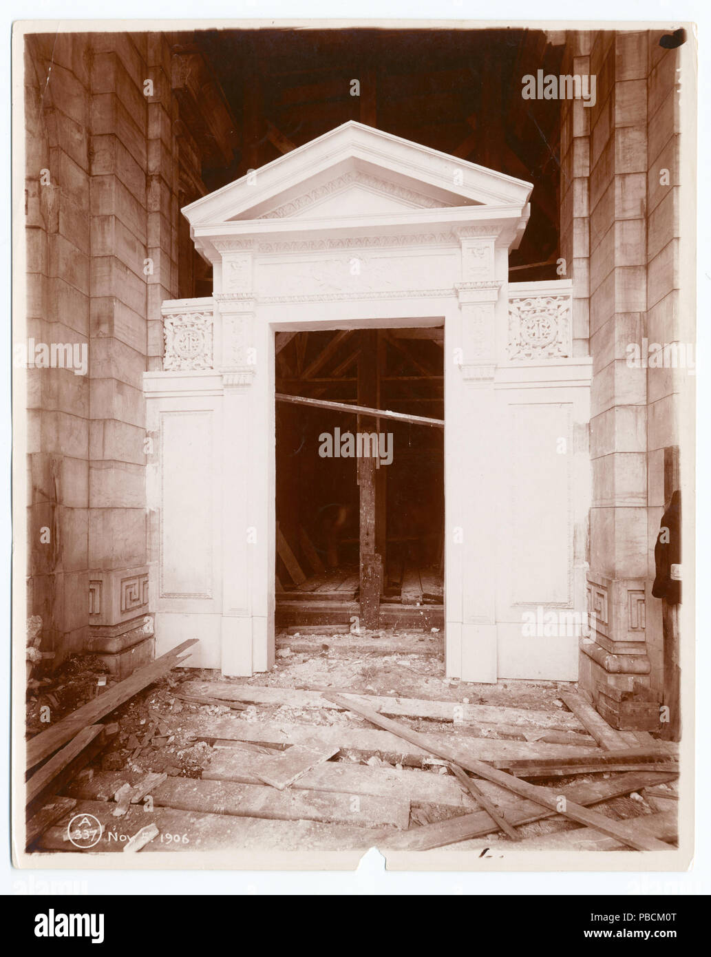 New york public library nypl fifth avenue hi-res stock photography and ...