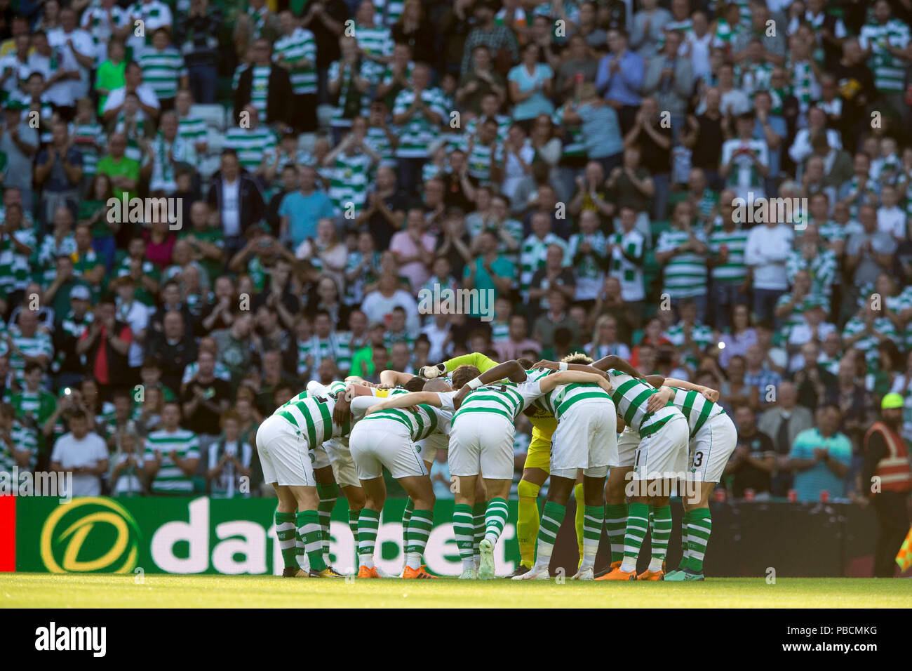 Glasgow celtic huddle hi-res stock photography and images - Alamy