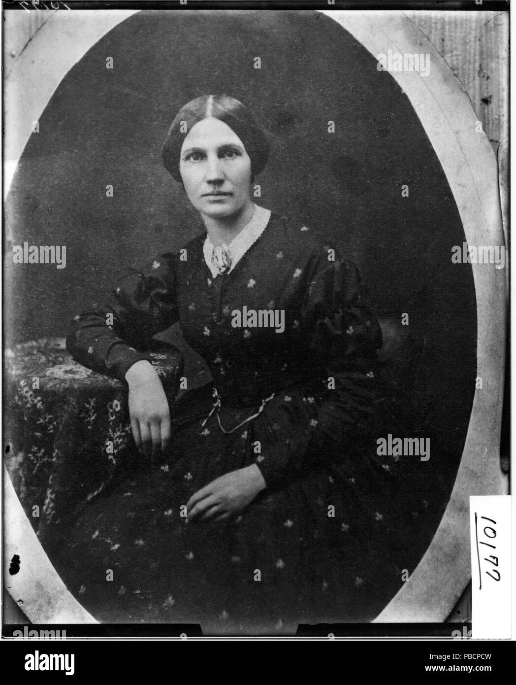 1219 Portrait photograph of Mrs. Munns mother 1910 (3192217698 Stock ...