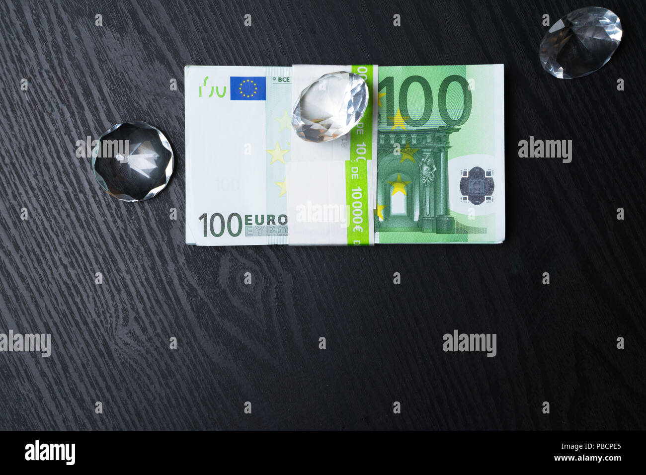 10000 euro hi-res stock photography and images - Alamy