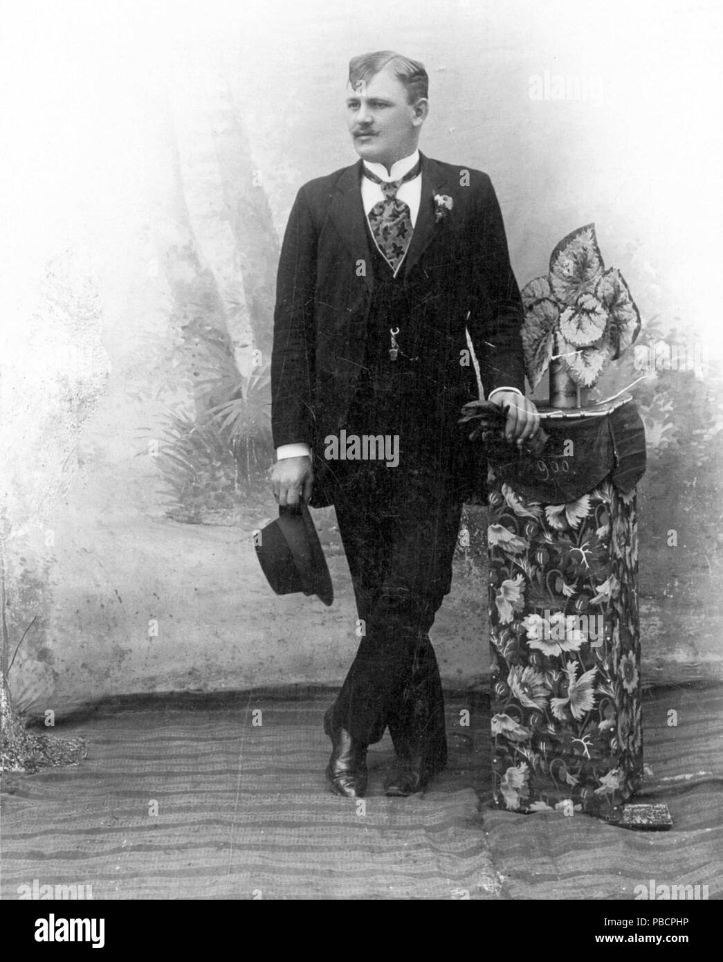 Artistic studio portrait Black and White Stock Photos & Images - Alamy