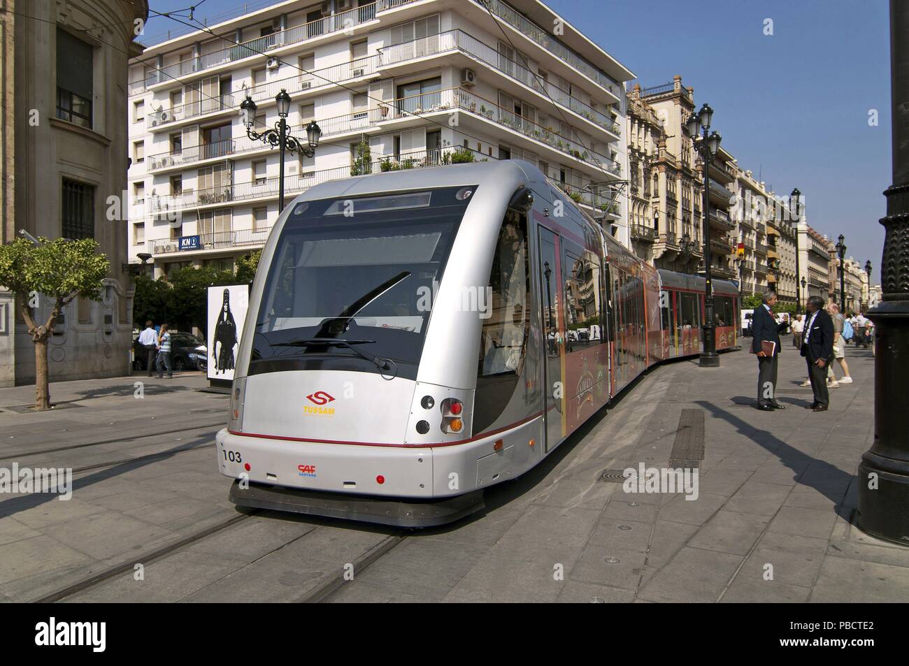 Metrocentro tram system hi-res stock photography and images - Alamy