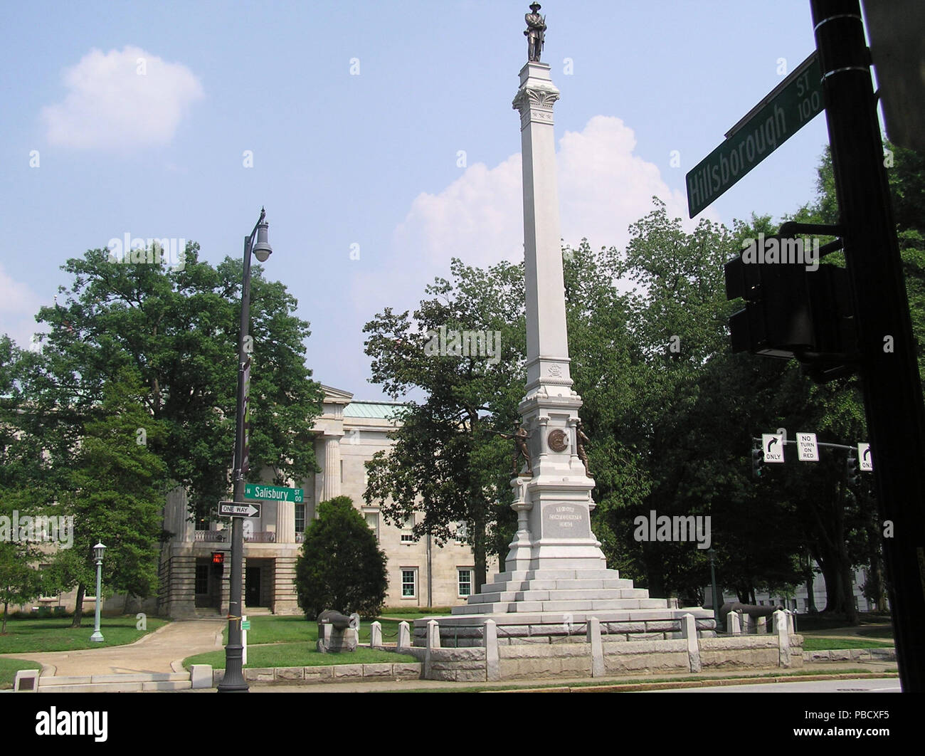 1244 Raleigh, NC Confederete Monument Stock Photo - Alamy