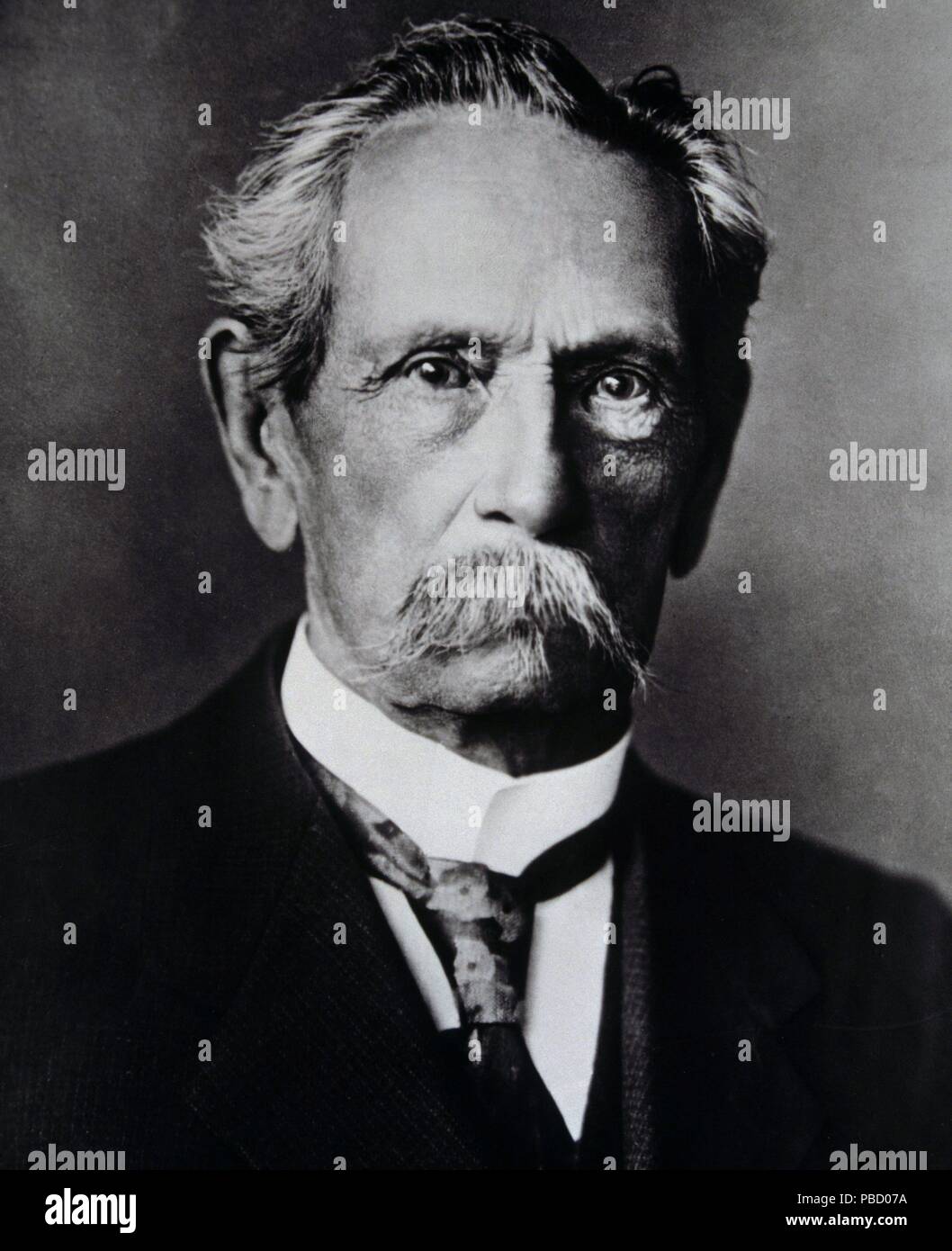 BENZ, CARL. INGENIERO ALEMAN . 1844 - 1929 Stock Photo - Alamy
