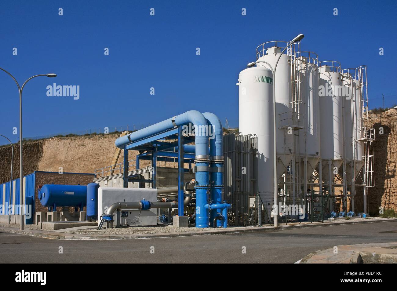 Desalination installation hi-res stock photography and images - Alamy
