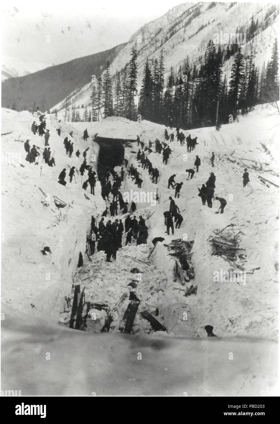 Rogers pass avalanche hi-res stock photography and images - Alamy