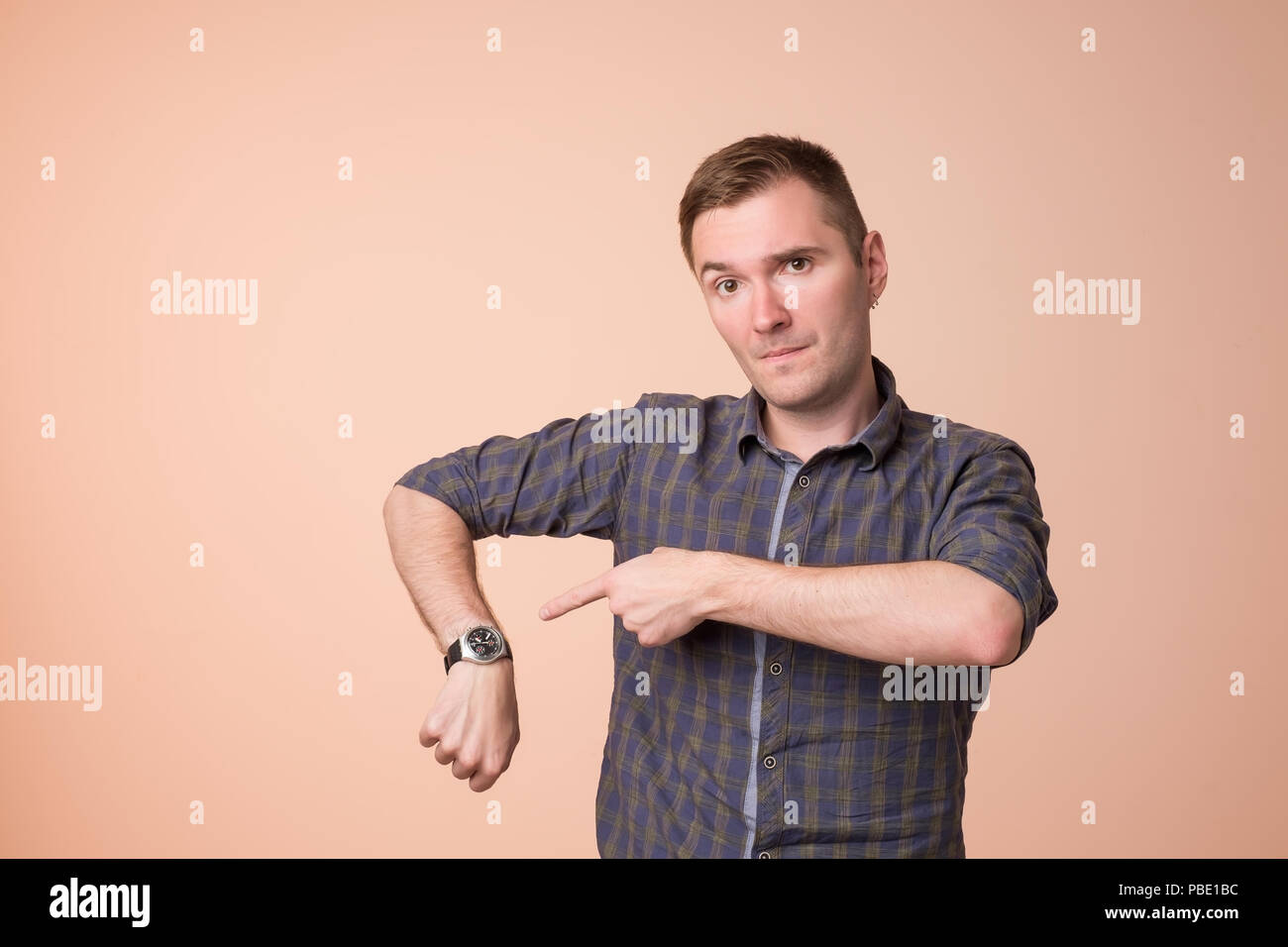 Man checking schedule hi-res stock photography and images - Alamy