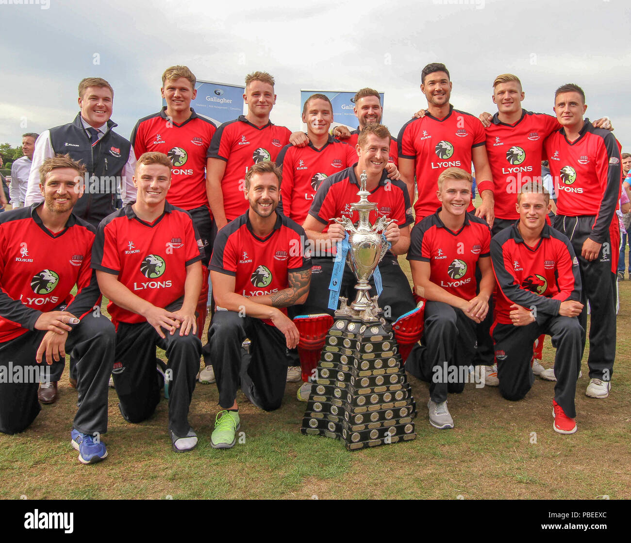 Waringstown cricket hi-res stock photography and images - Alamy