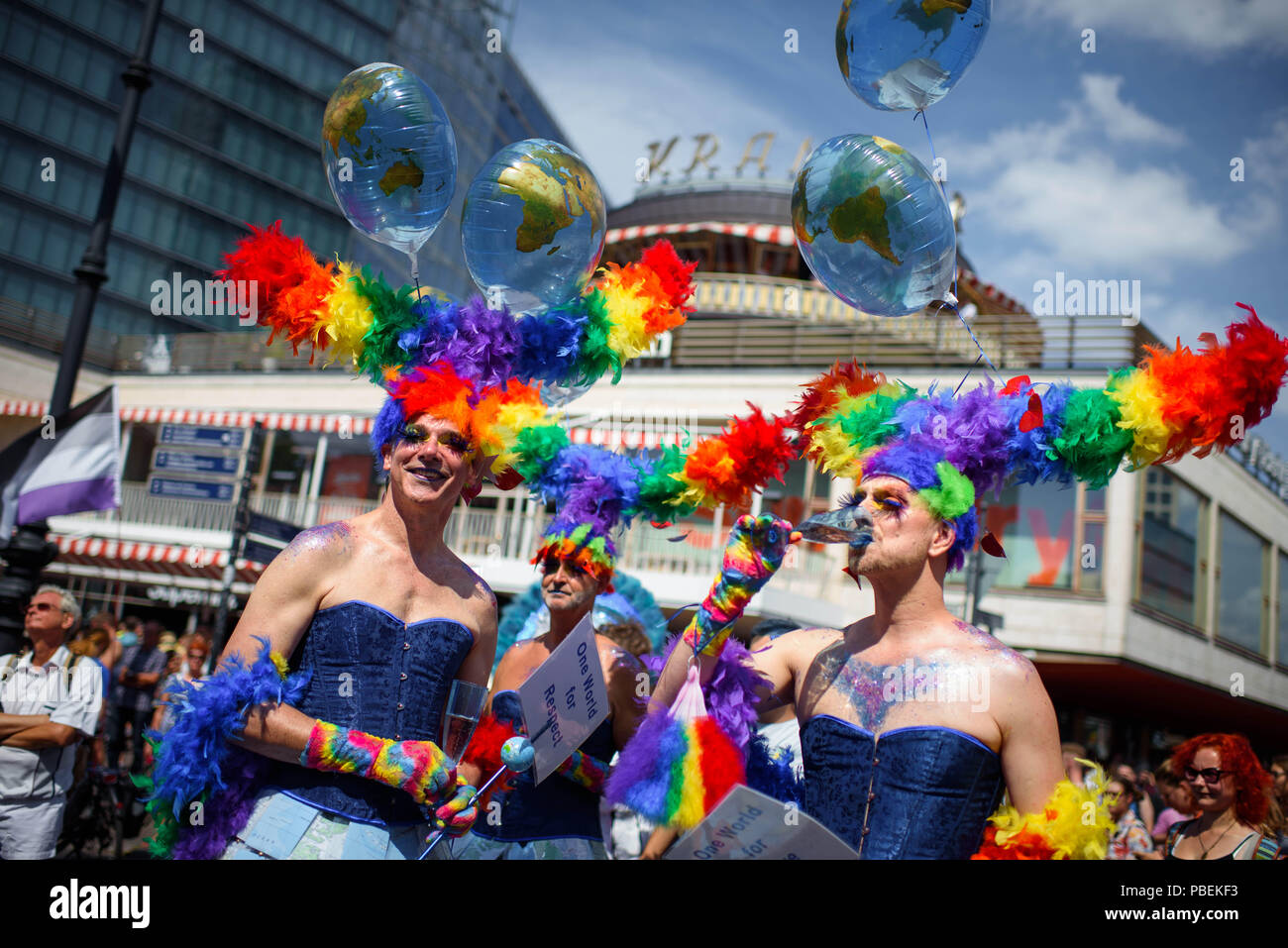 Berlin, Germany. 28th July, 2018. Costumed participants celebrate at ...