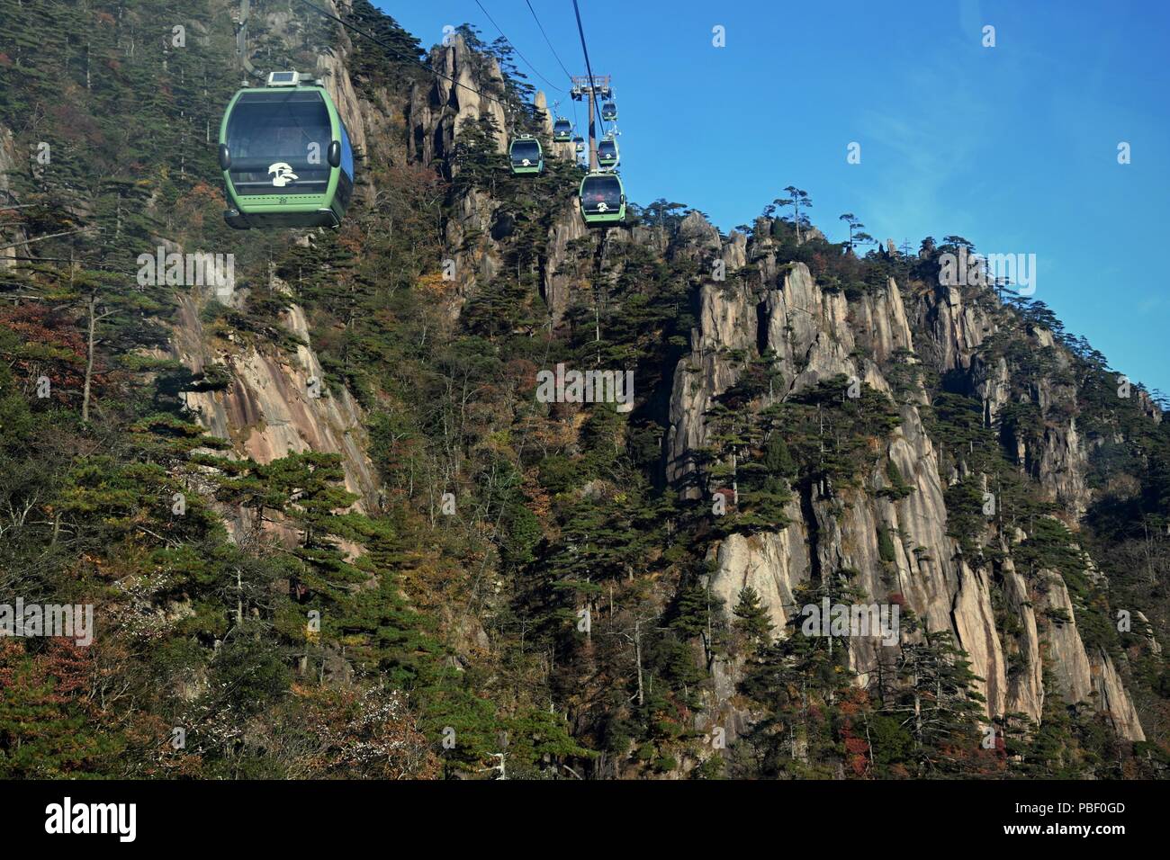 Mount huangshan yellow mountains hi-res stock photography and images ...