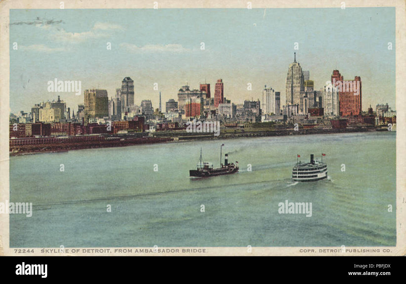 Detroit skyline ambassador bridge hi-res stock photography and images ...