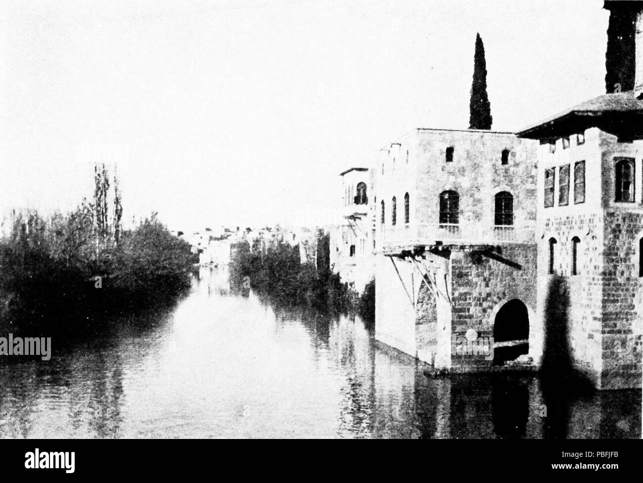 Historical image east river Black and White Stock Photos & Images - Alamy