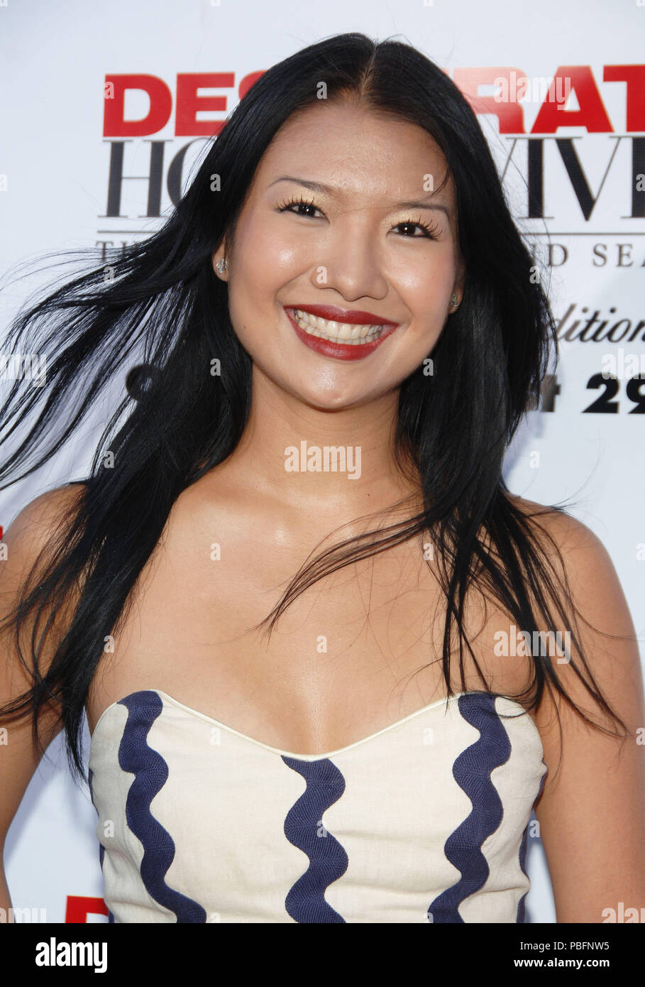 Gwendoline Yeo arriving at the DESPERATE HOUSEWIFES: Extra Juicy ...