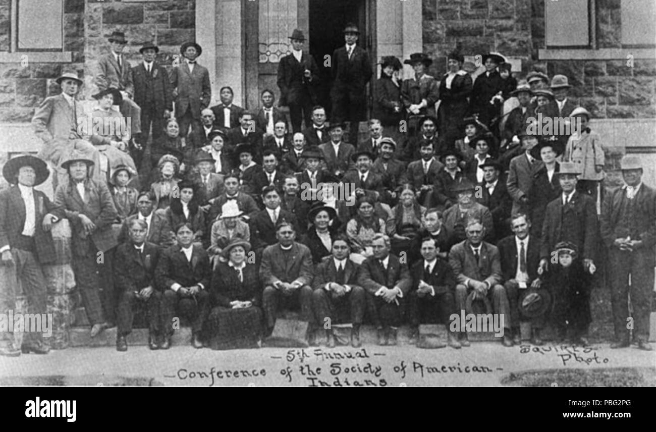 Native american leaders Black and White Stock Photos & Images - Alamy