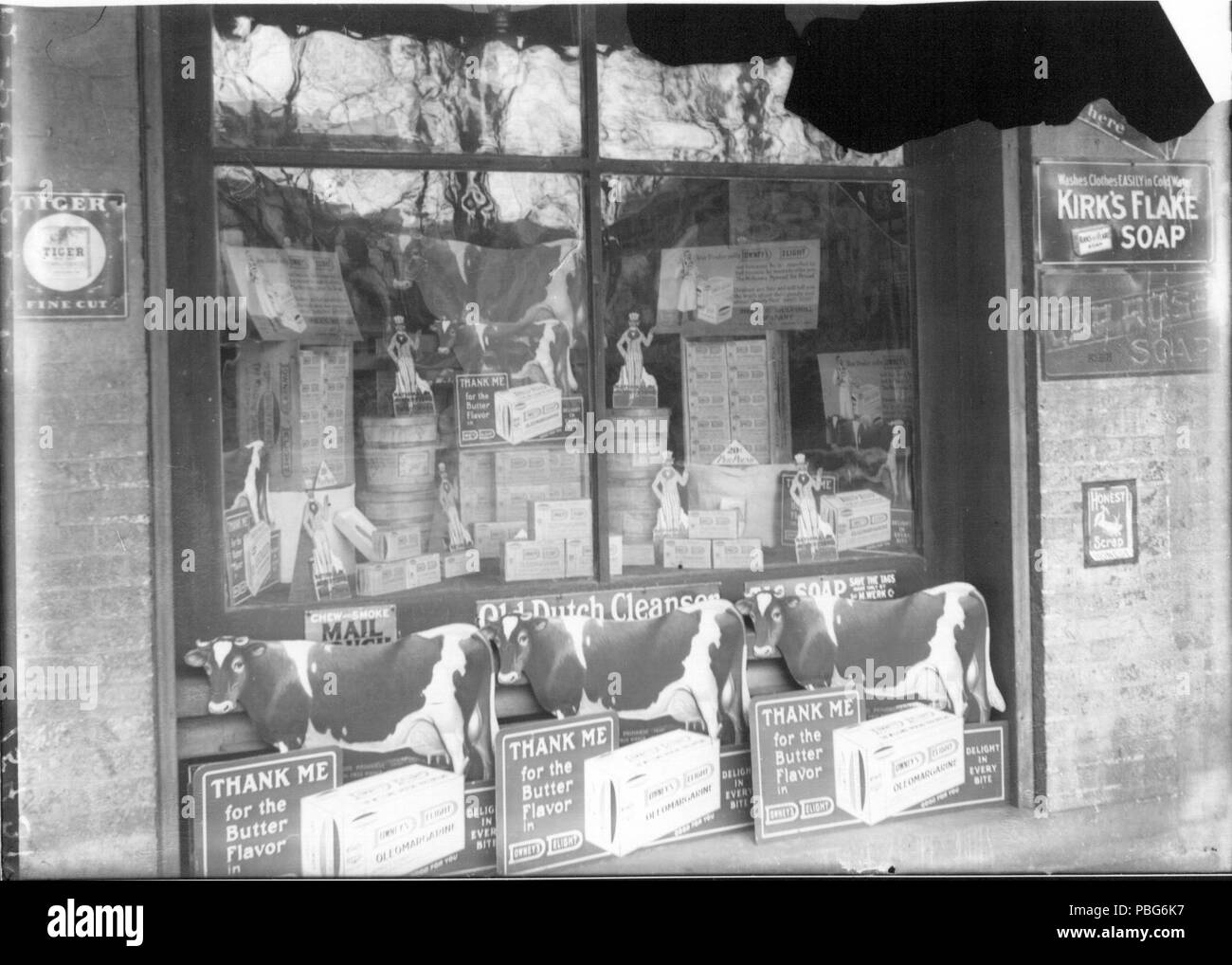 Window shopfront Black and White Stock Photos & Images - Alamy