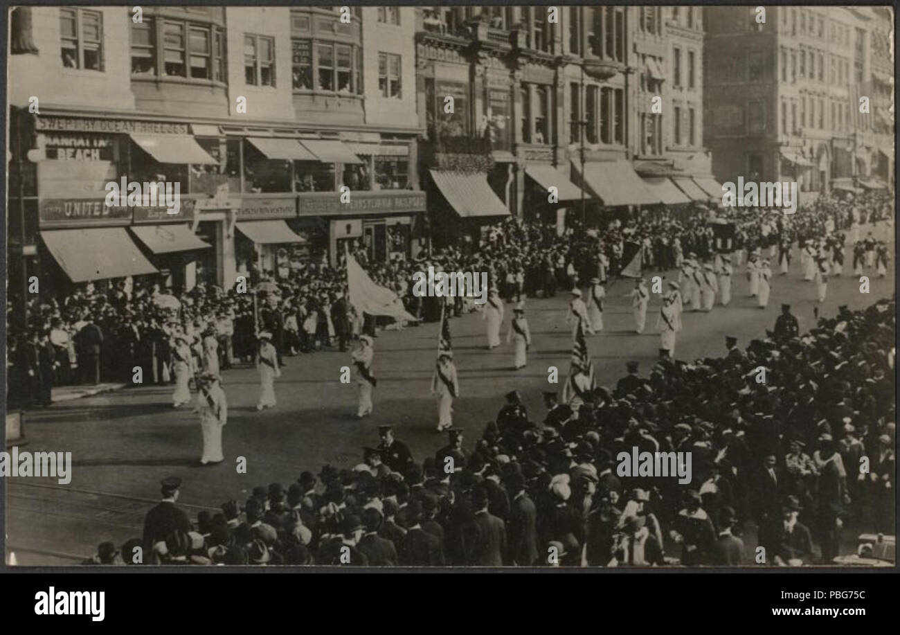 1913 suffrage parade in hi-res stock photography and images - Alamy
