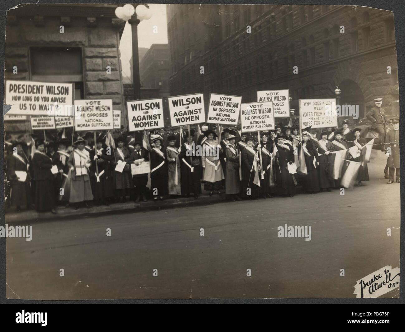 . [Suffragists Protest Woodrow Wilson's Opposition to Woman Suffrage ...