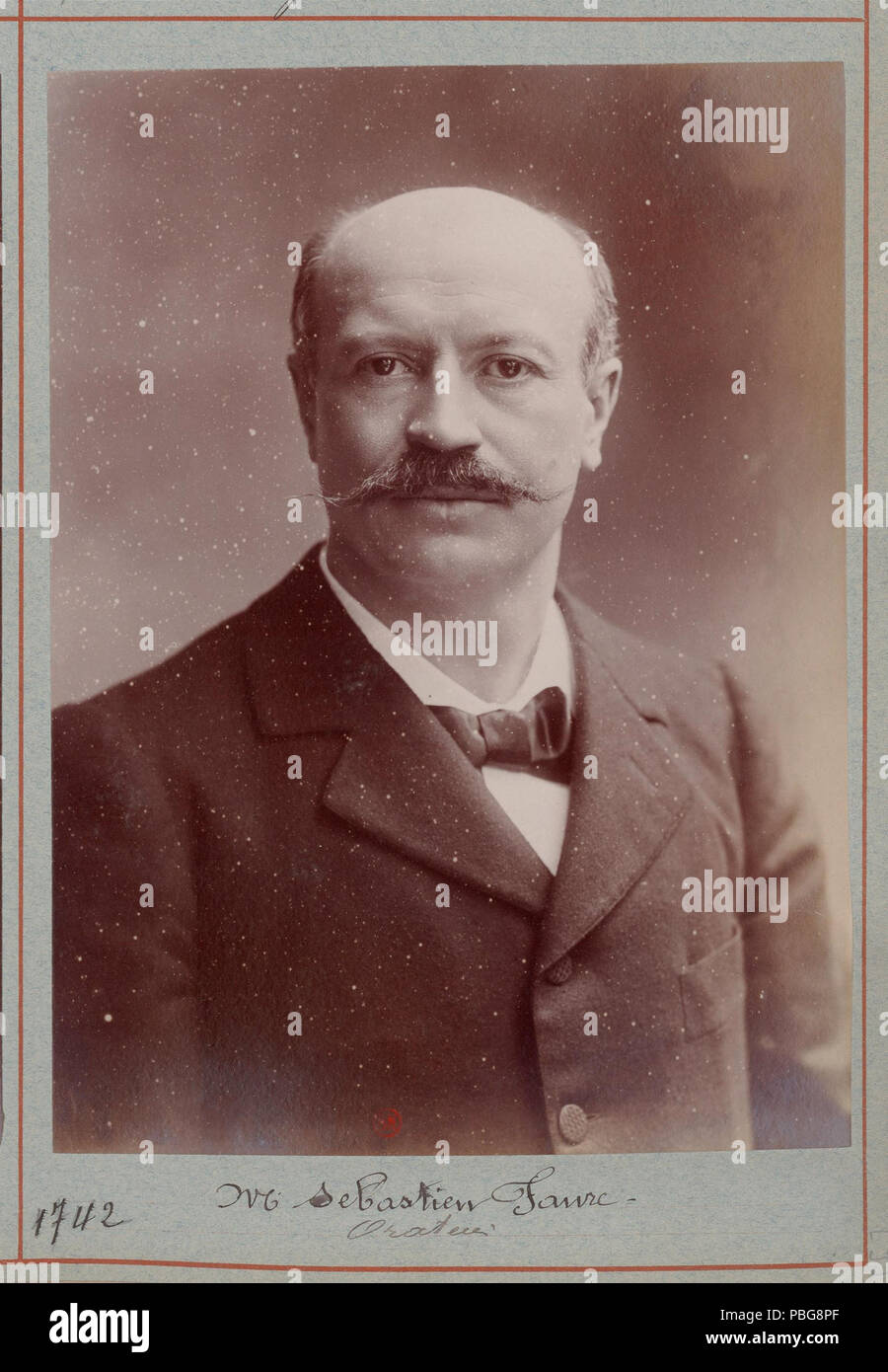 1594 Sébastien Faure studio portrait Stock Photo - Alamy