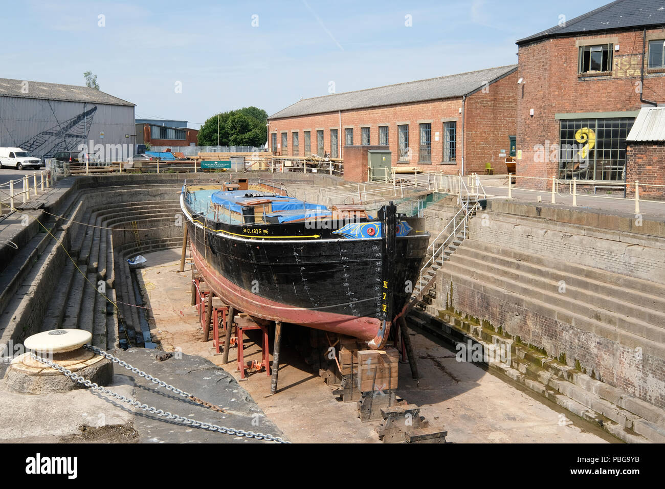Thames spritsail barge Gladys at Neilsen's boatyard in Gloucester for ...