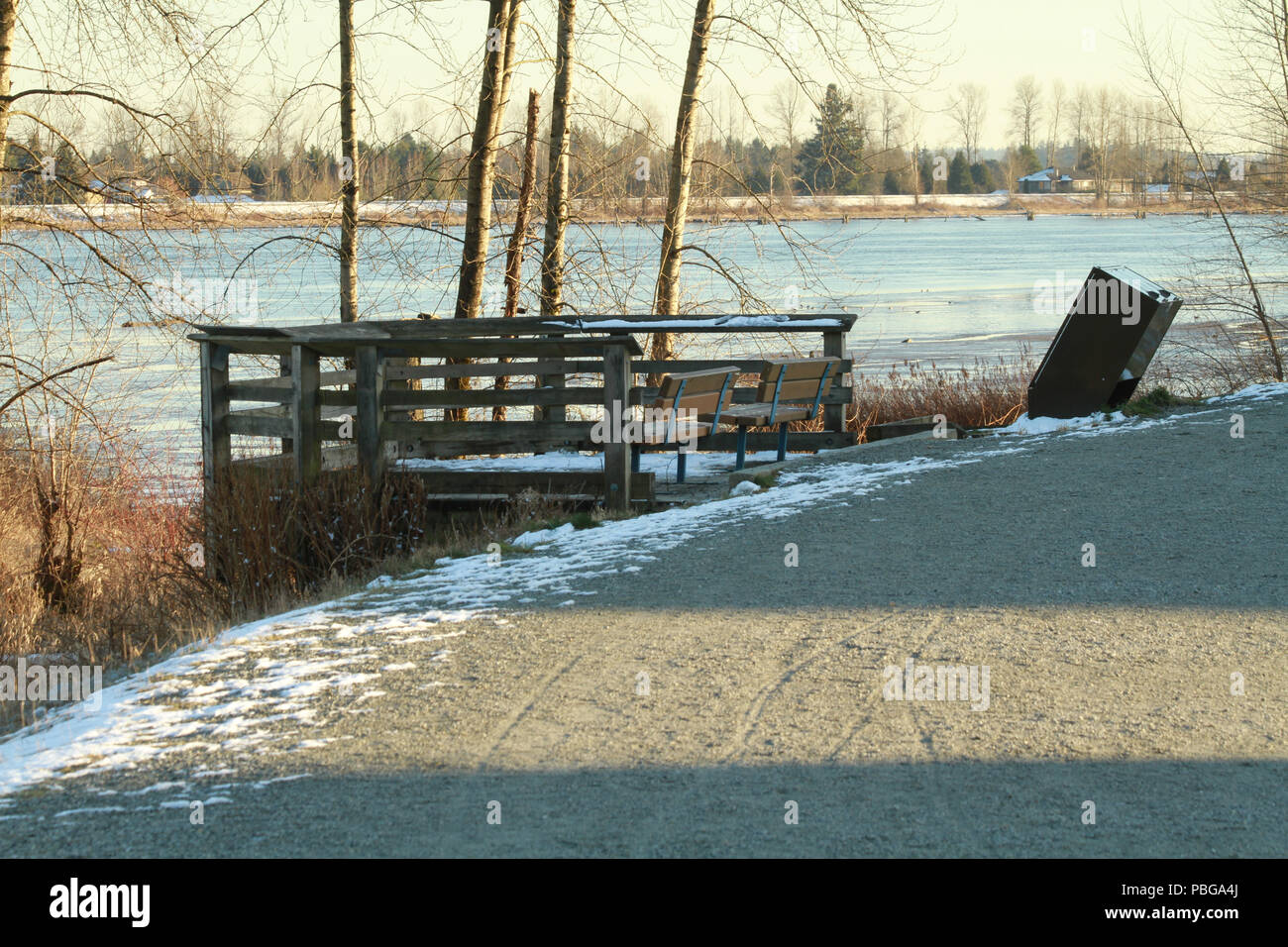 A sightseeing platform off the edge of a trail Stock Photo - Alamy