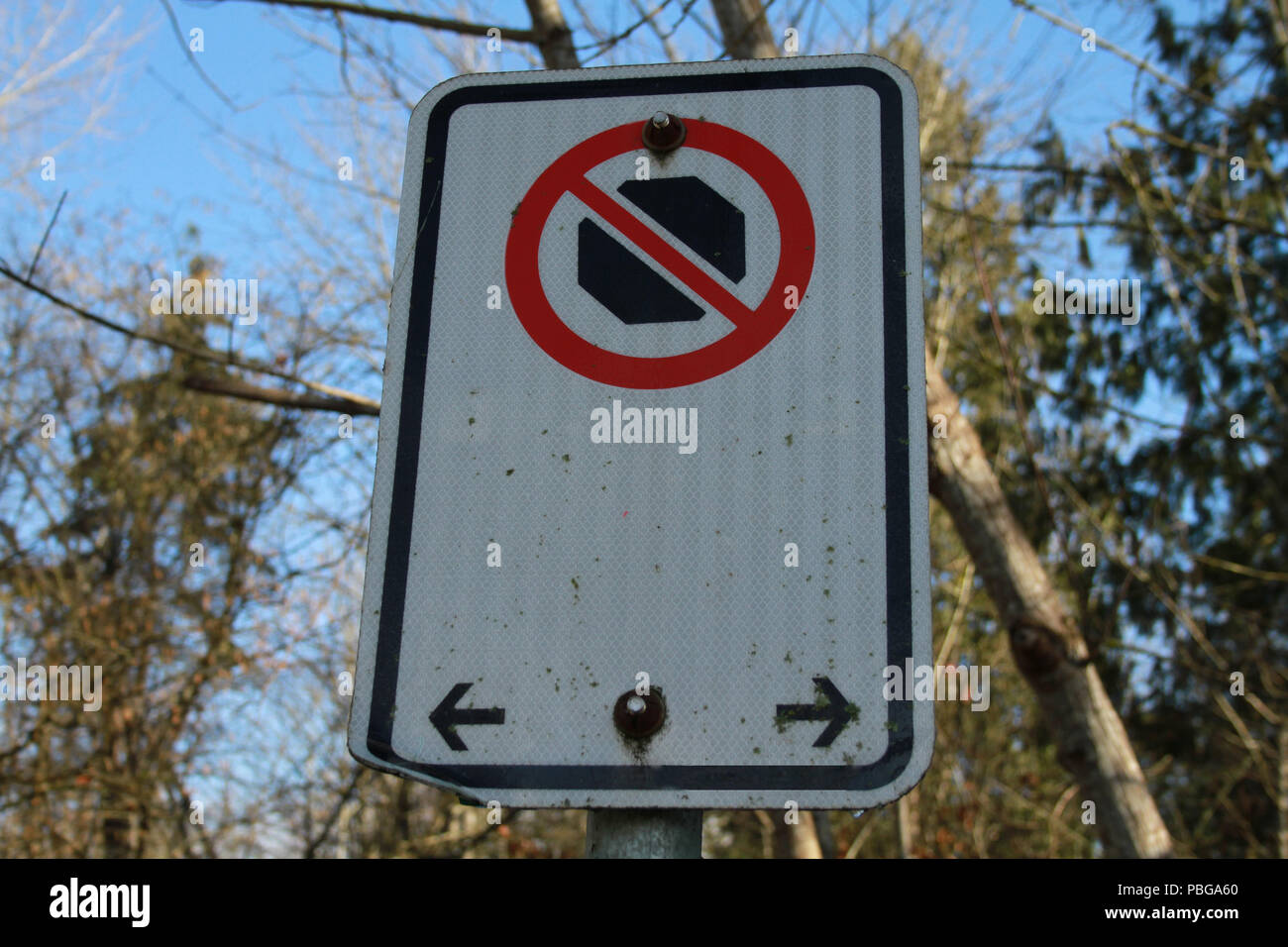 A close up on a do not stop sign Stock Photo - Alamy