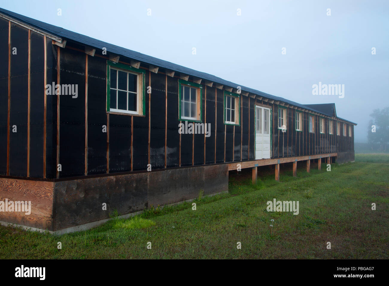 War prison mess hall hi-res stock photography and images - Alamy
