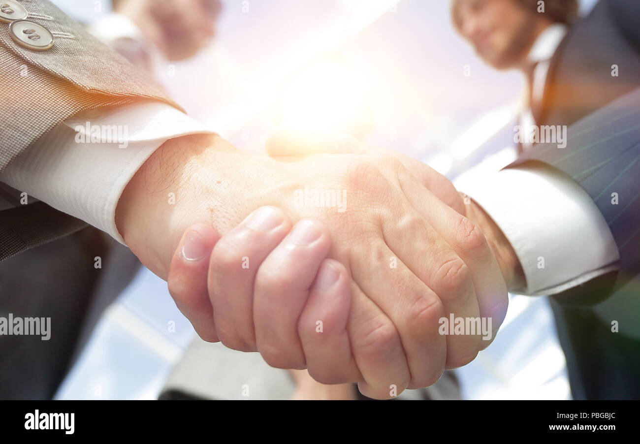 Indoors handshake hi-res stock photography and images - Alamy