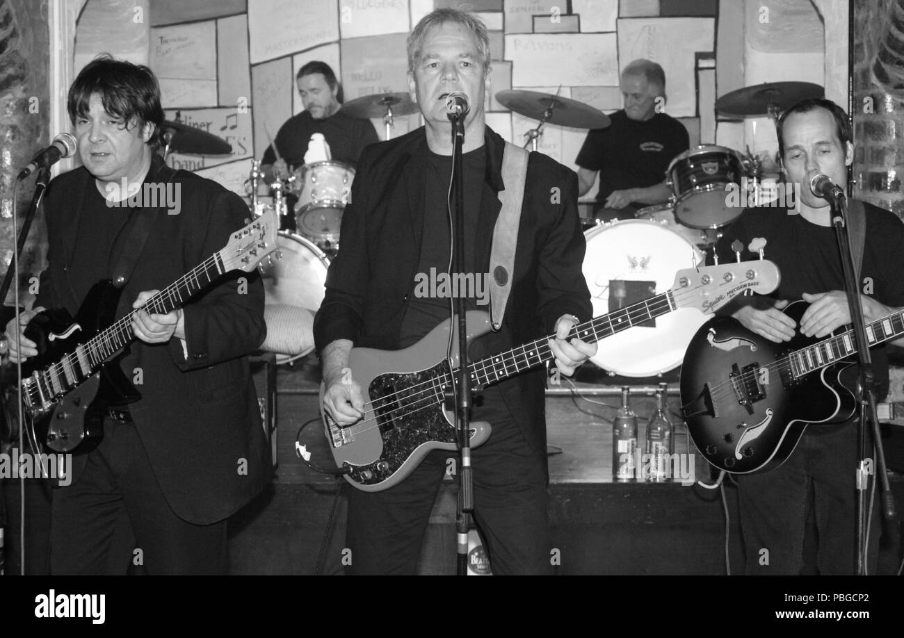 Liverpool,Uk 5th Beatle Pete Best puts on a show with his band at The ...