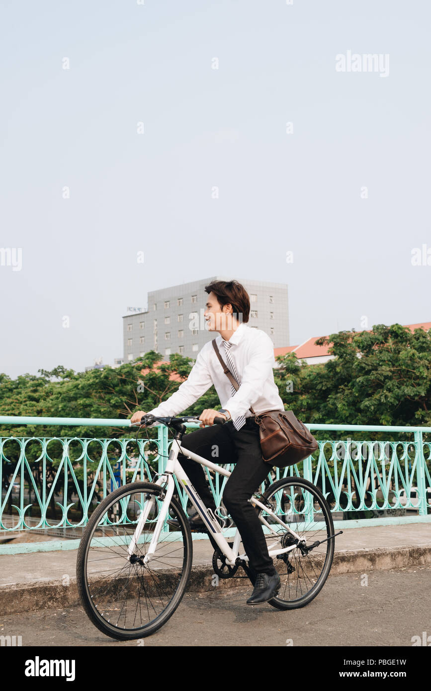 Bike side view hi-res stock photography and images - Alamy