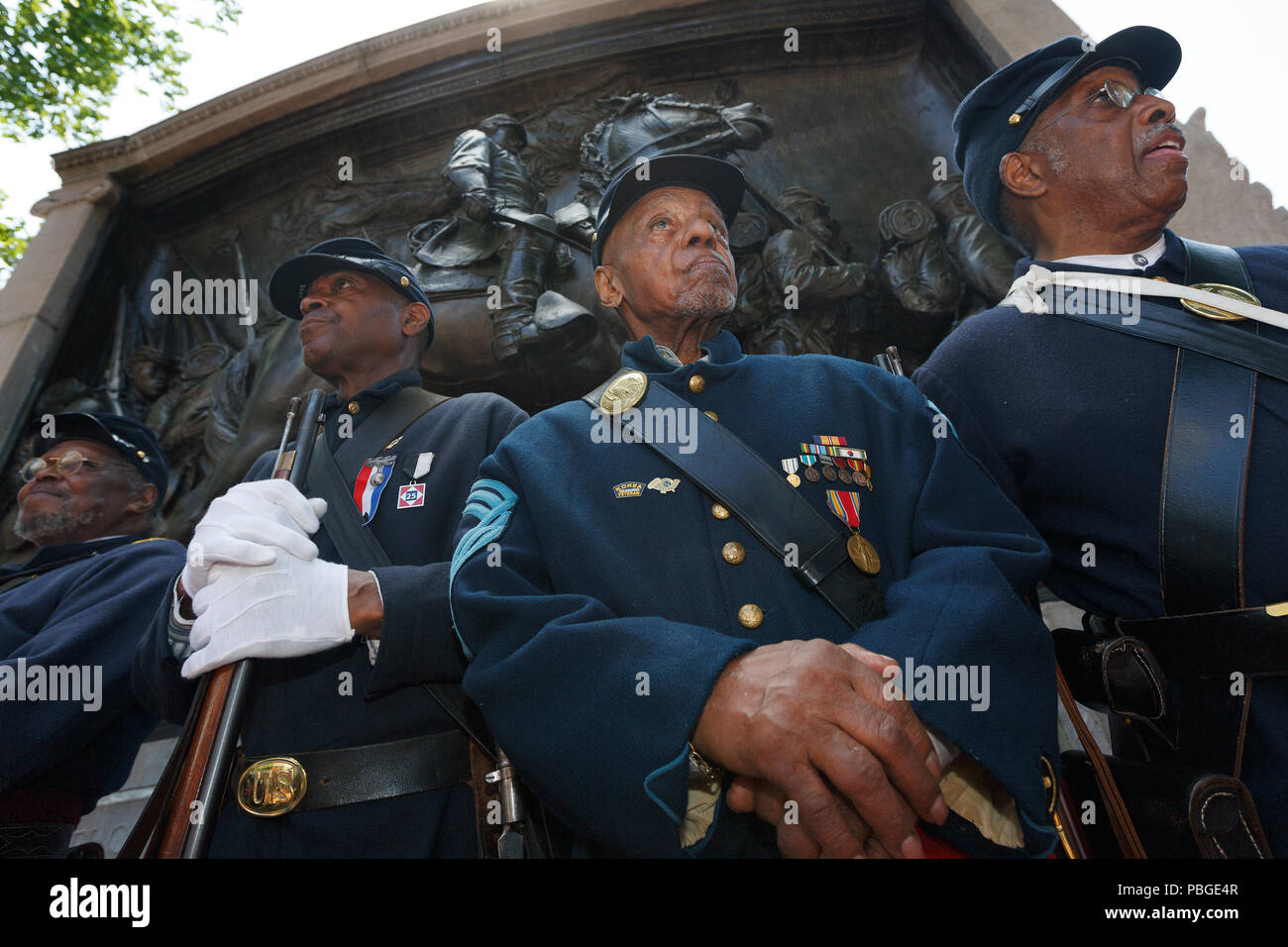 American Civil War re-enactors from Massachusetts 54th Infantry ...