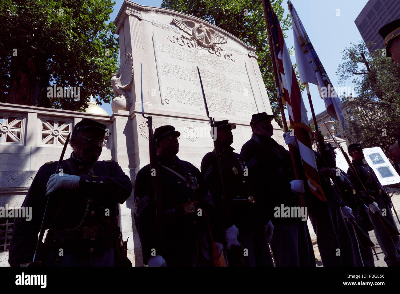 American Civil War re-enactors from Massachusetts 54th Infantry ...