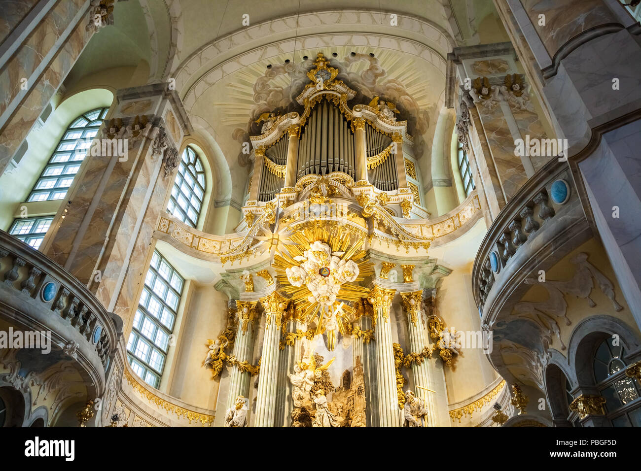 Frauenkirche Dresden Interior Stock Photos & Frauenkirche Dresden ...