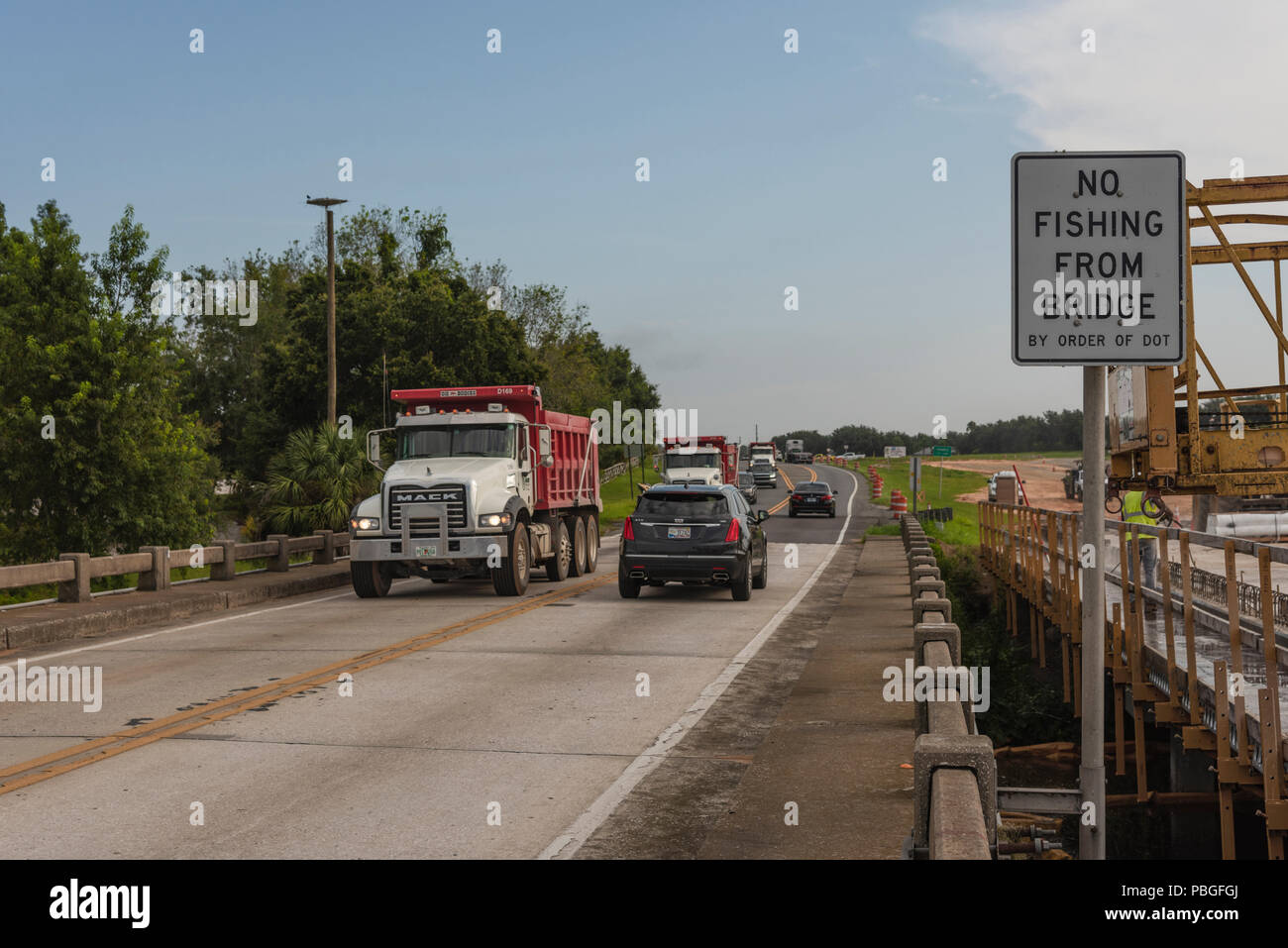 Truck crossing bridge hi-res stock photography and images - Alamy