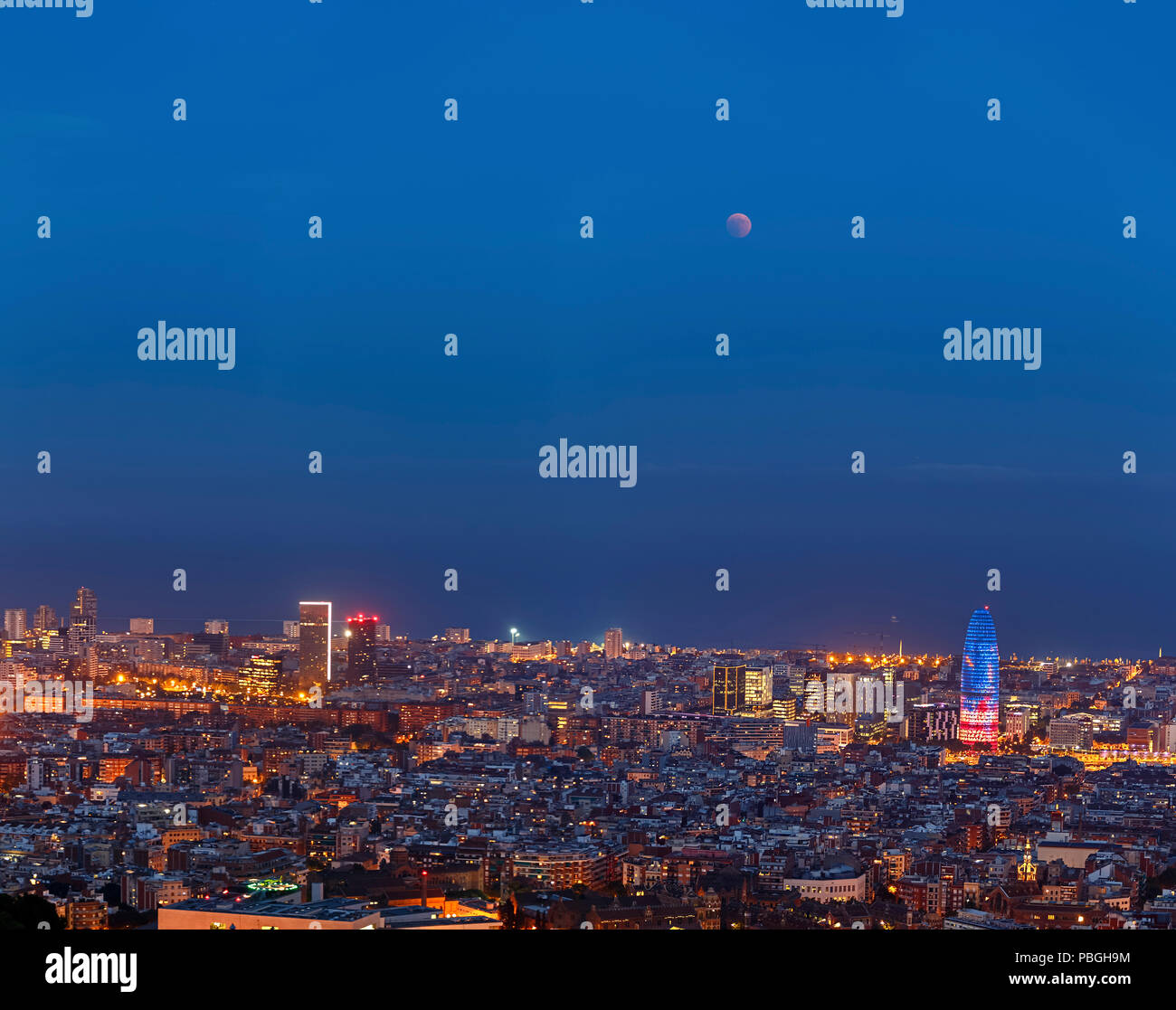 Total Lunar Eclipse over Barcelona on July 27,2018 Stock Photo - Alamy