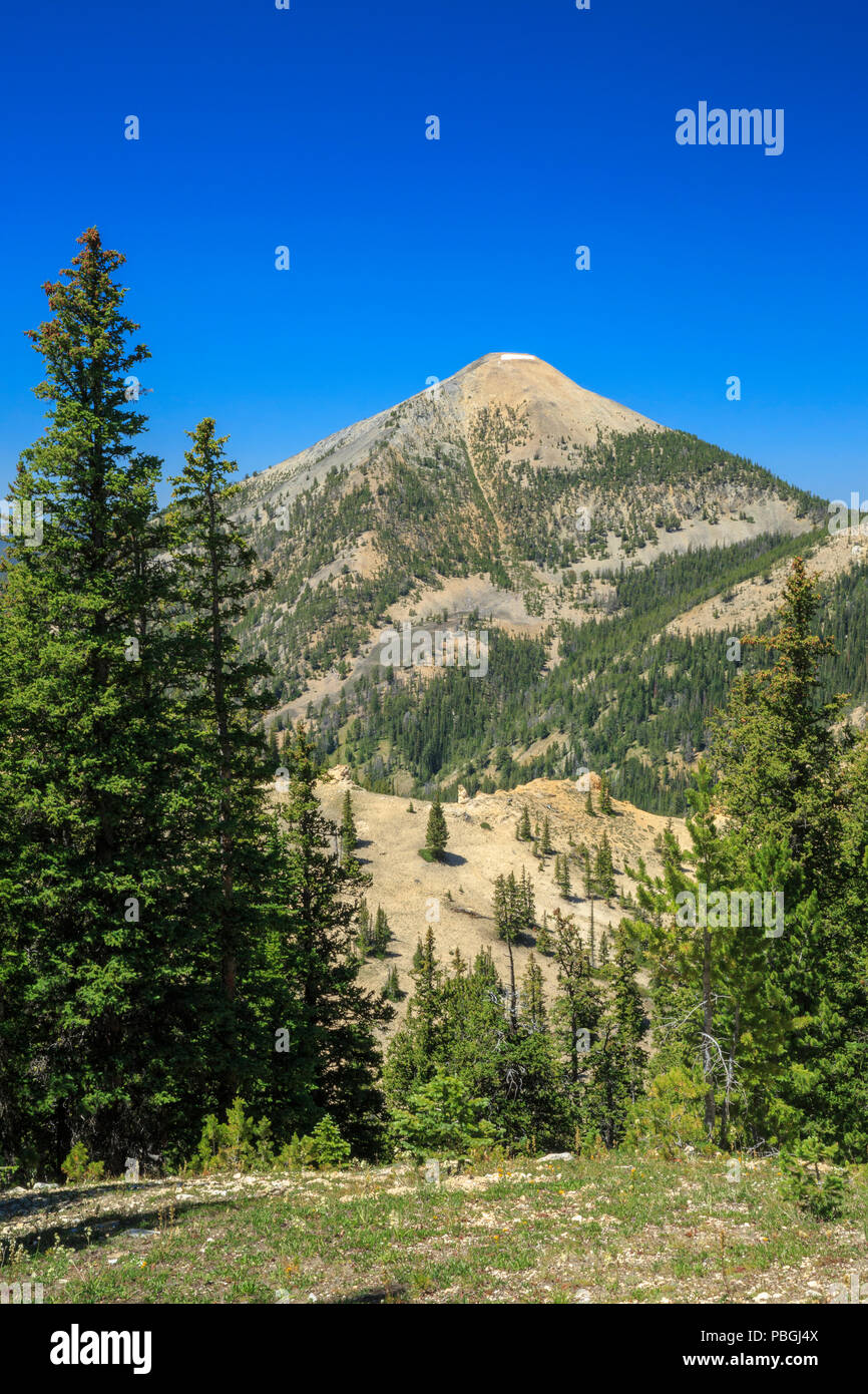 maurice mountain in the pioneer range near melrose, montana Stock Photo ...