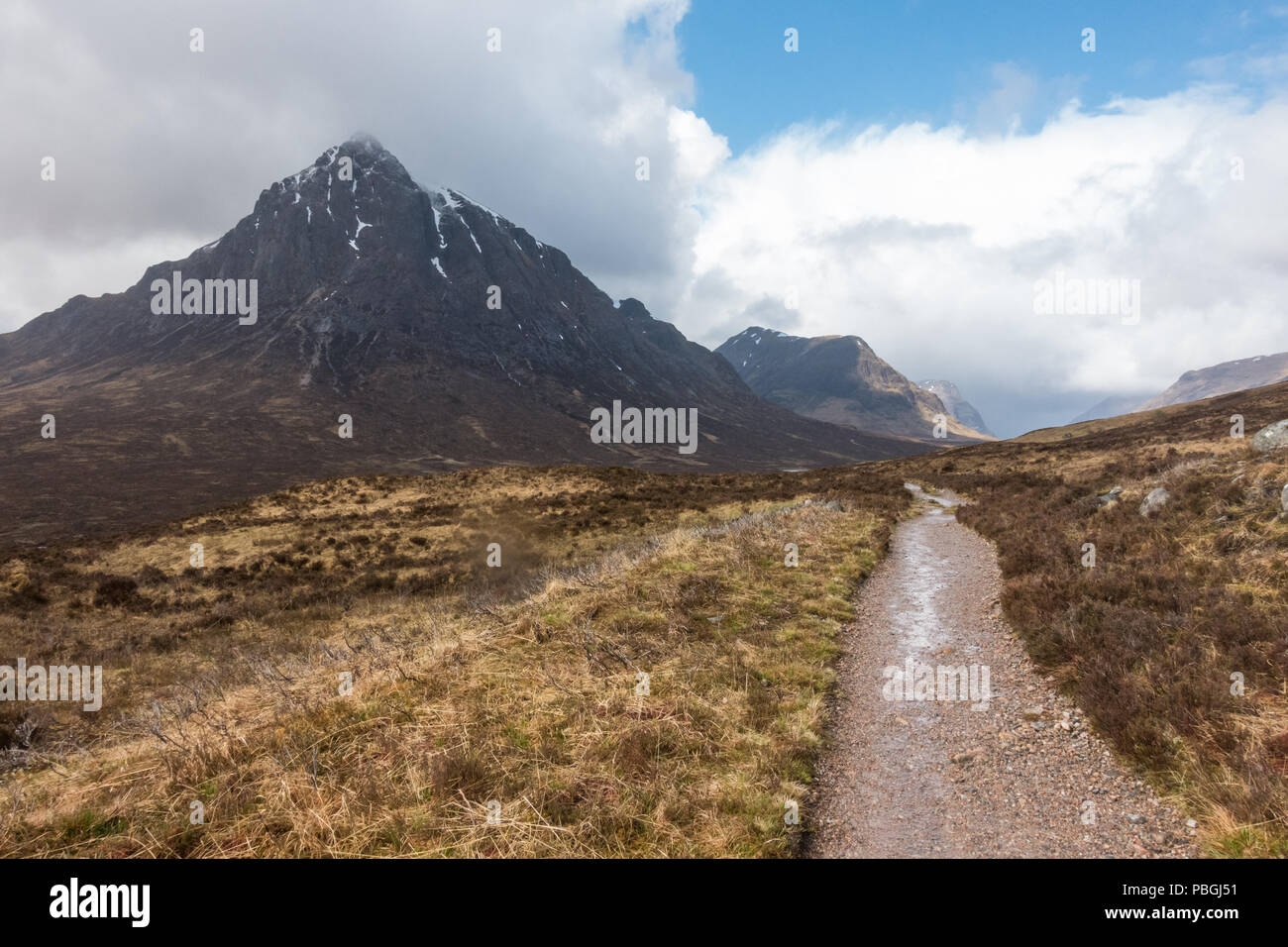 Buachaille Etive Mor from the West Highland Way footpath, Glen Etive ...
