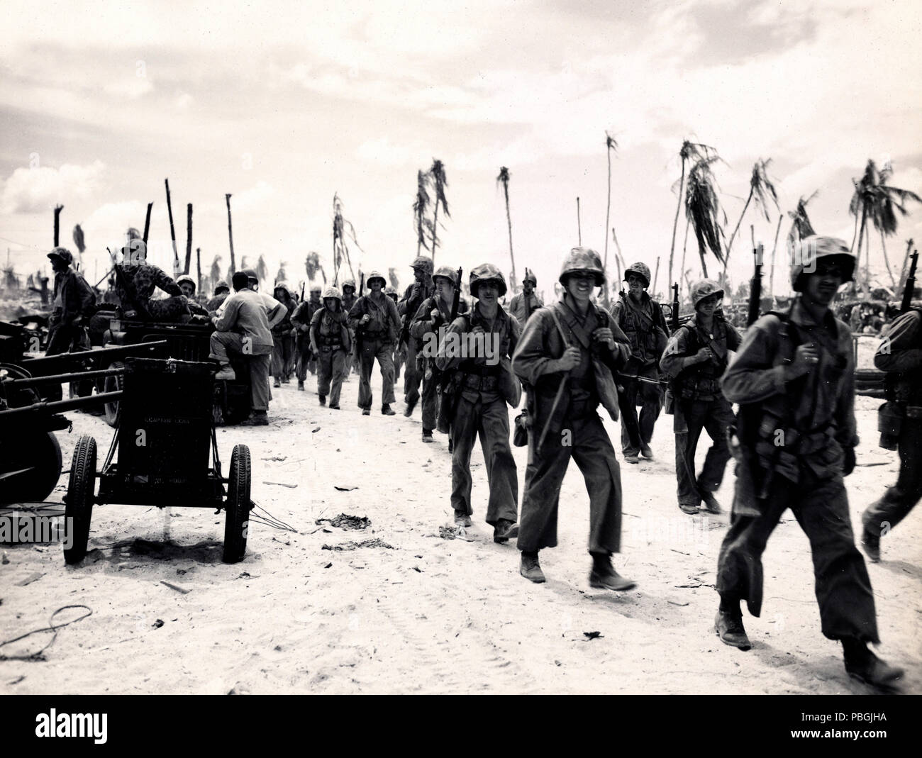 Troop Ships High Resolution Stock Photography and Images - Alamy