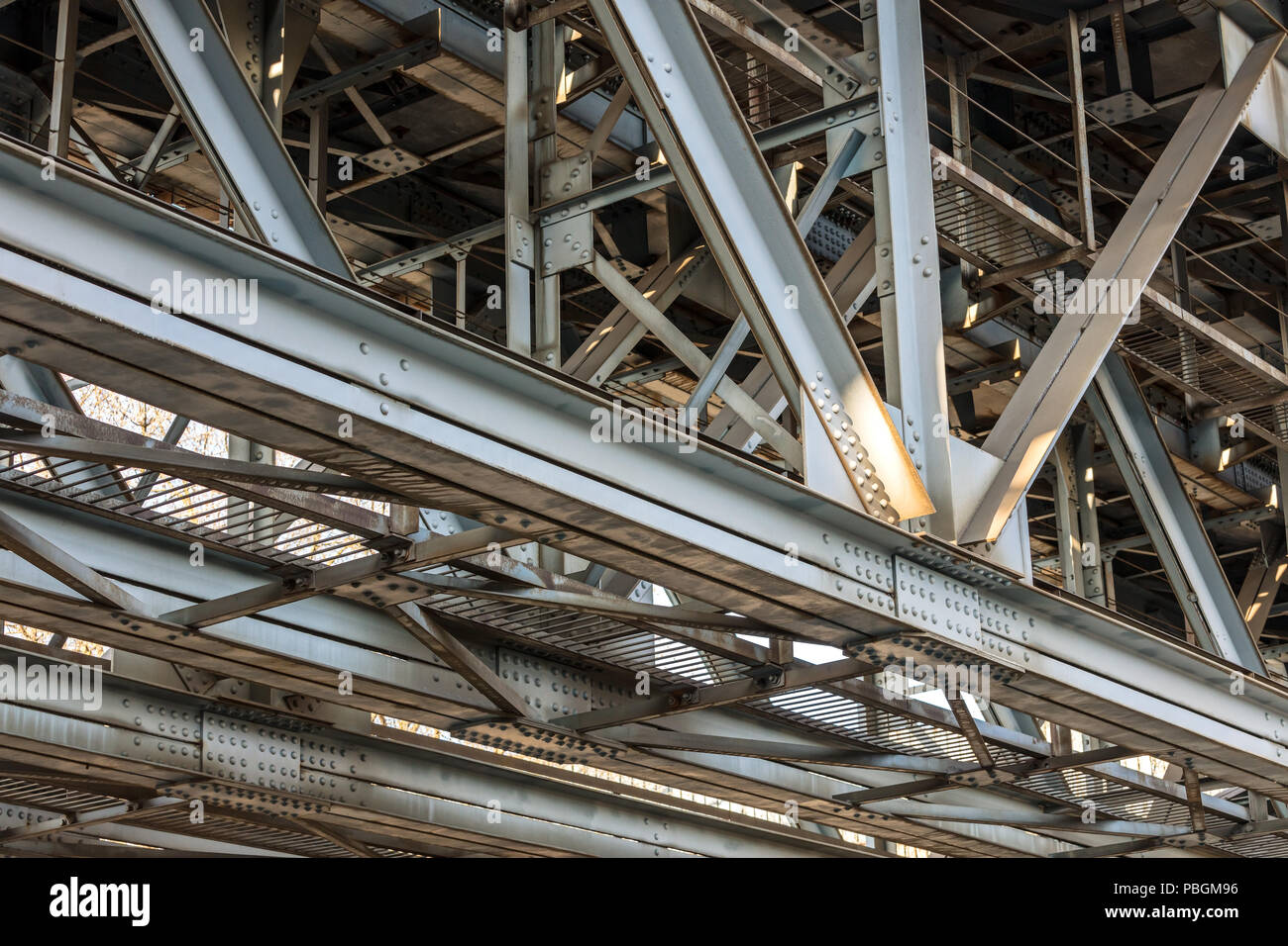 Steel truss bridge detail hi-res stock photography and images - Alamy