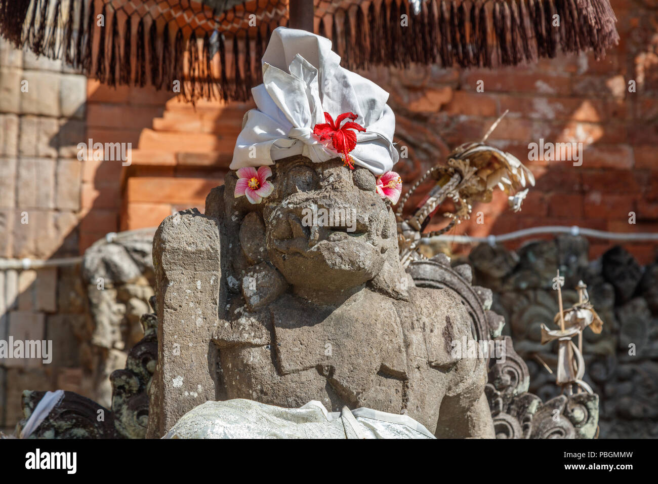 Guard statue in udong near Balinese Hindu temple, Buruan, Bali ...