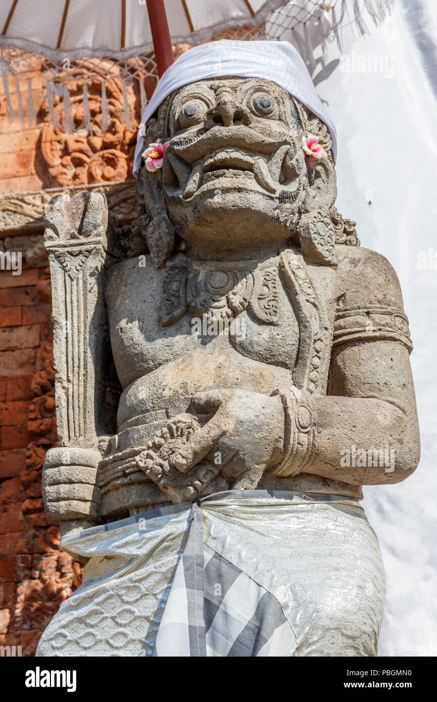 Guard statue in udong near Balinese Hindu temple, Buruan, Bali ...